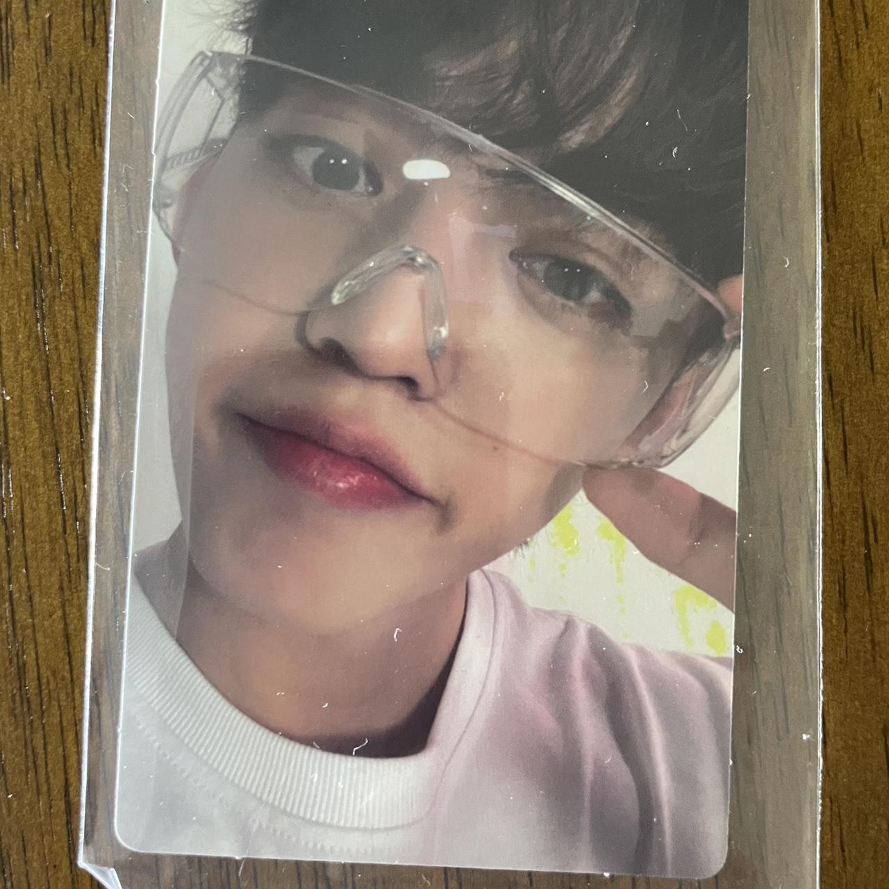 WTS Scoups face the sun photcard... - Depop