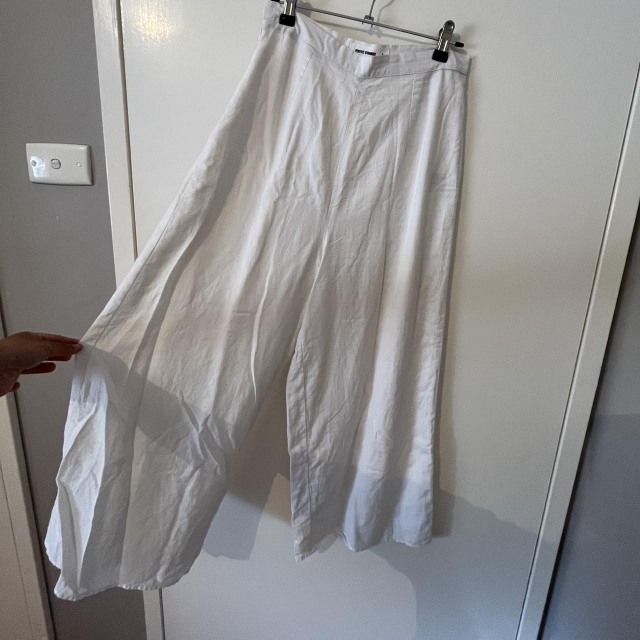 Perfect stranger linen pants Worn once - size 8... - Depop