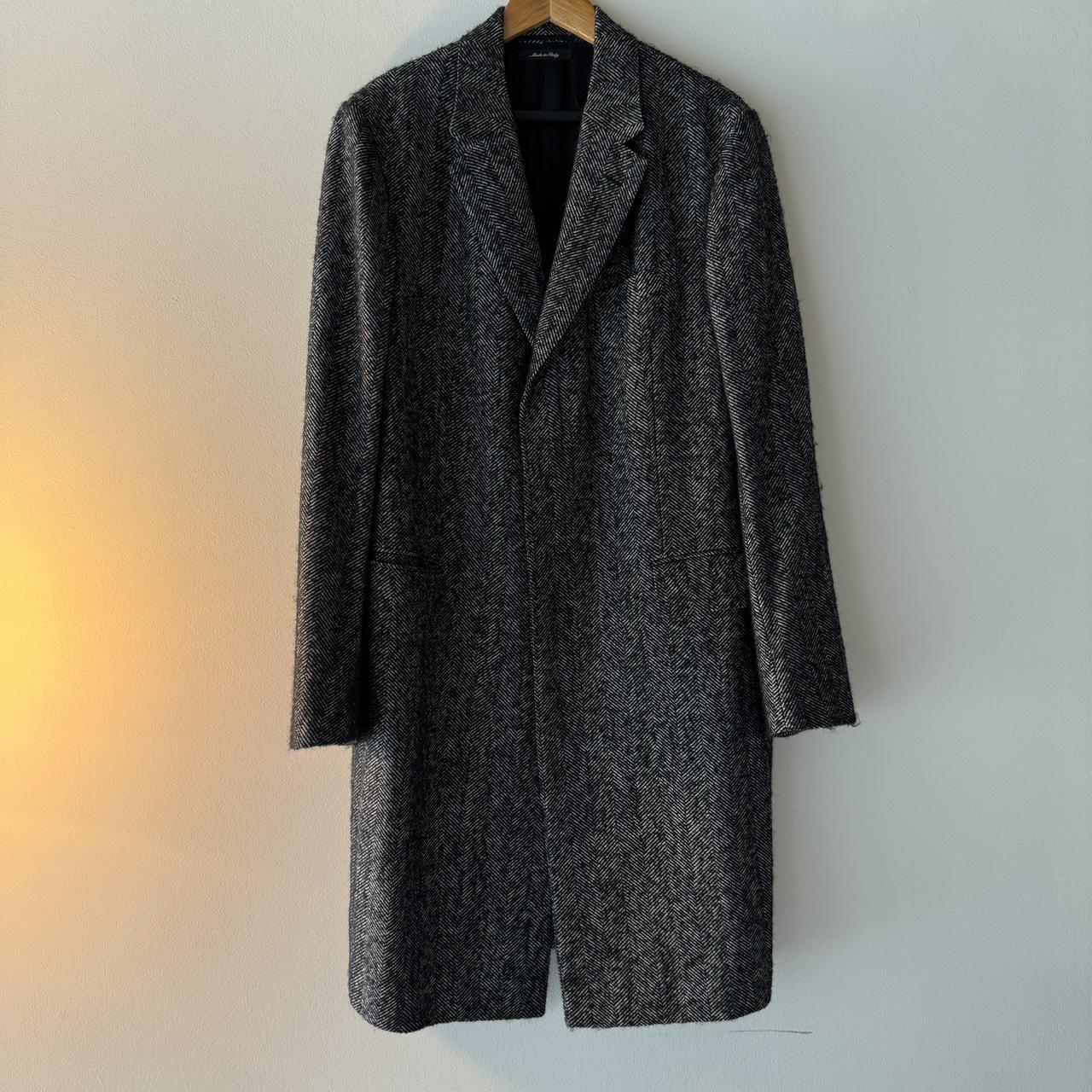 Dunhill wool coat, knees lenght worn 2 times. - Depop