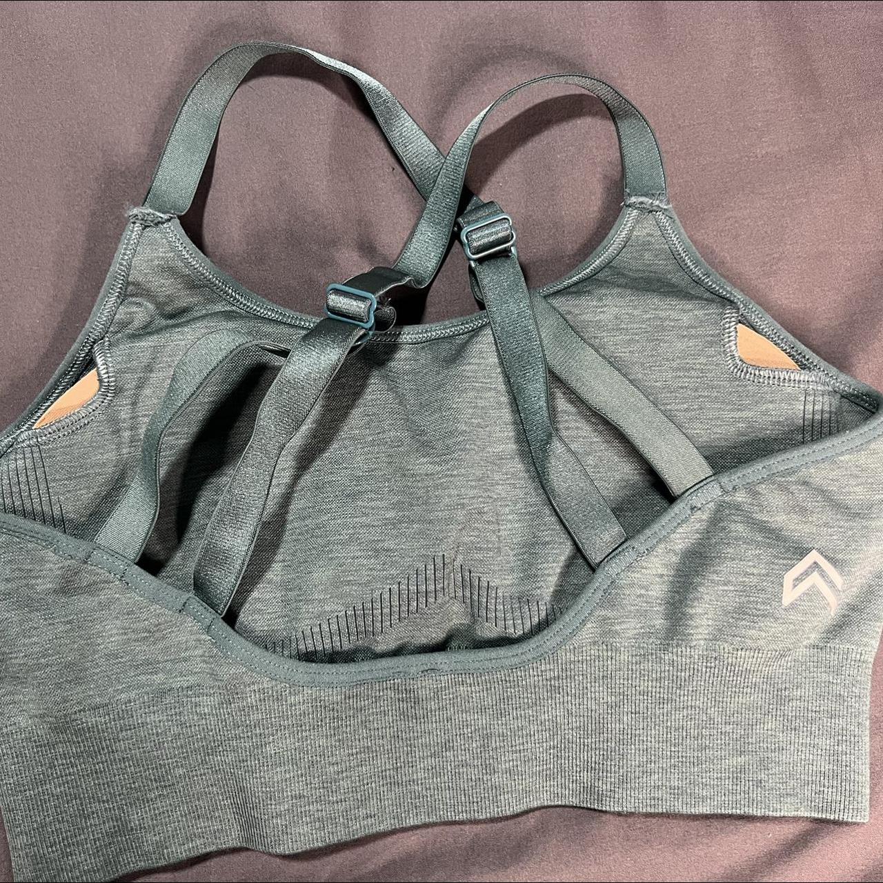 ONERACTIVE ORIGINAL SEAMLESS SPORTS BRA Size Medium... - Depop