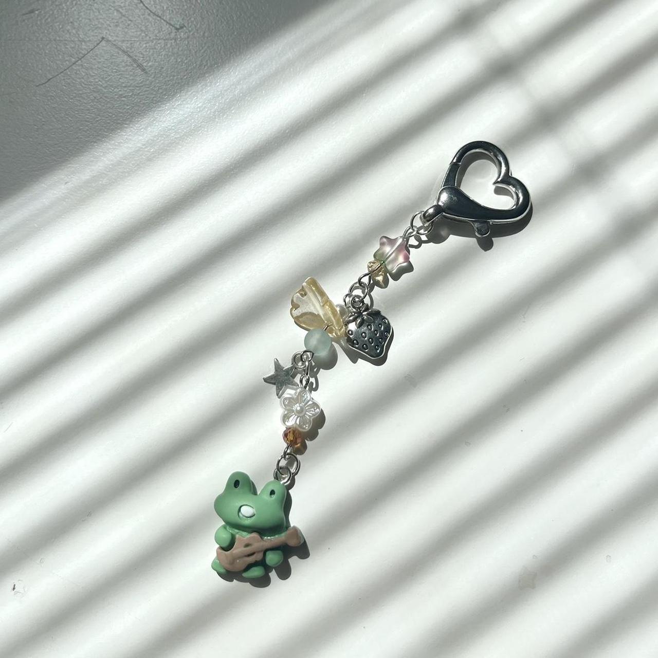 handmade frog playing banjo keychain with heart clasp🐸 - Depop