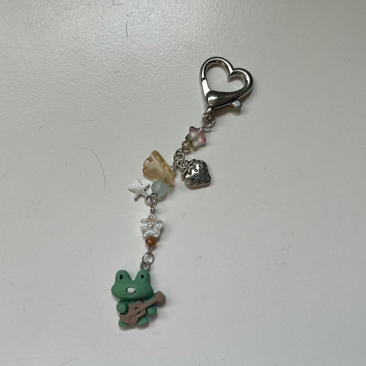 handmade frog playing banjo keychain with heart clasp🐸 - Depop