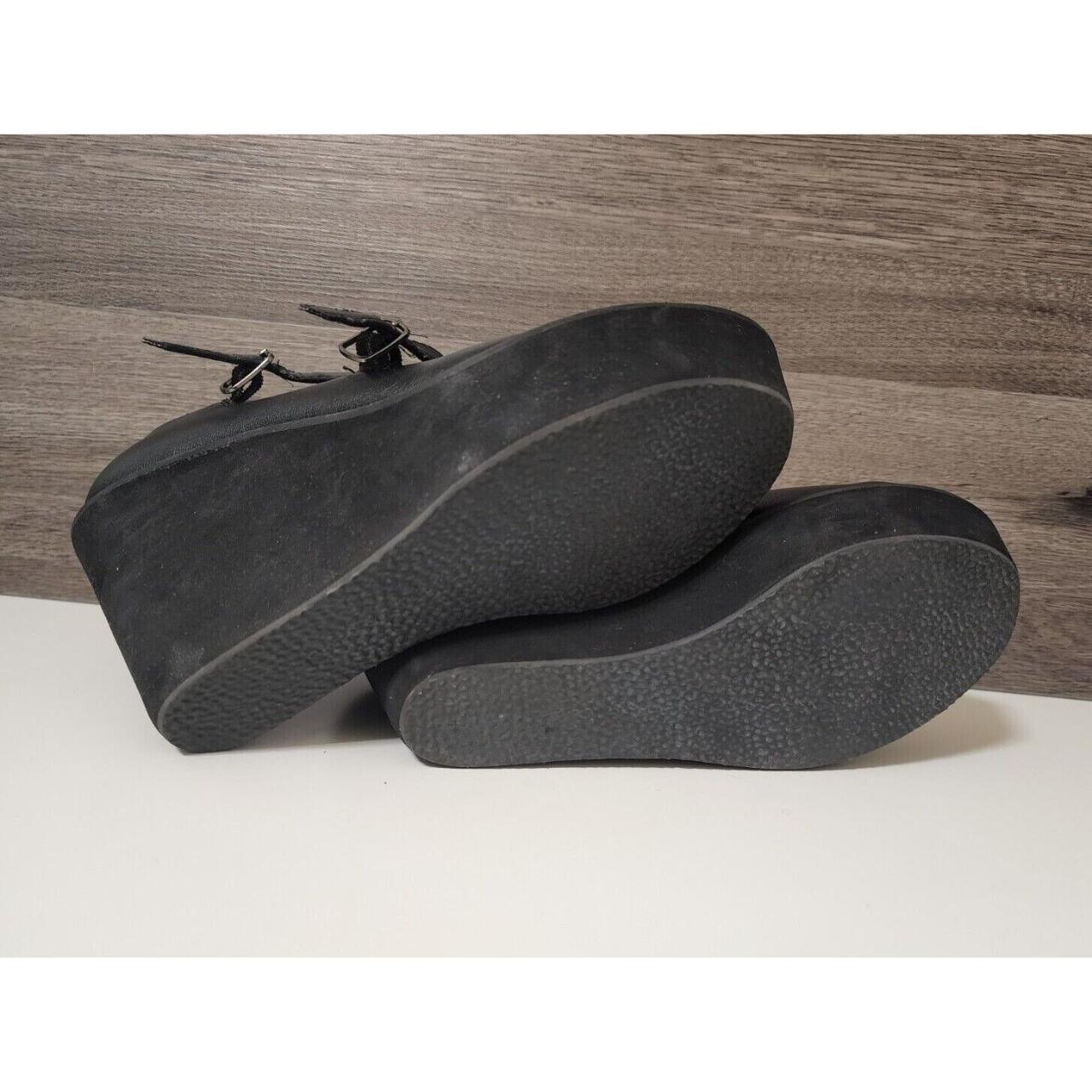 Mudd Womens Platform Mary Jane Shoes Size 7.5 Black... - Depop