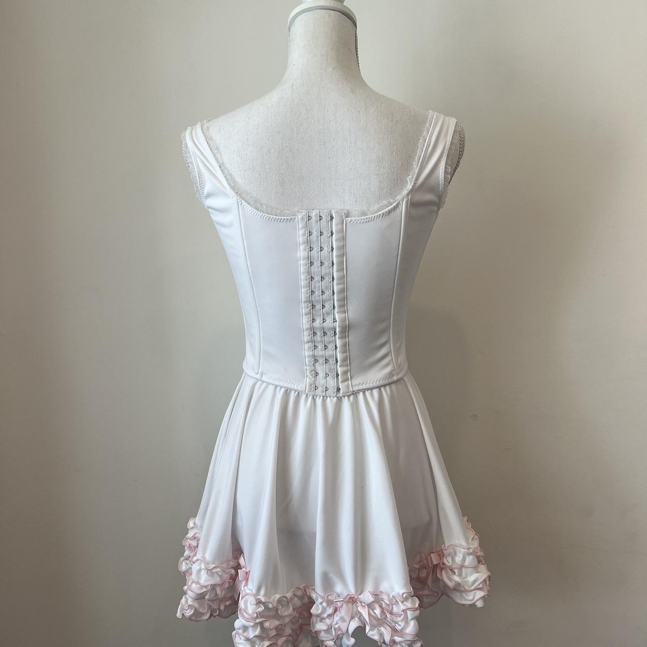 Cute corset top! Super cute, adjustable to fit an xs... - Depop