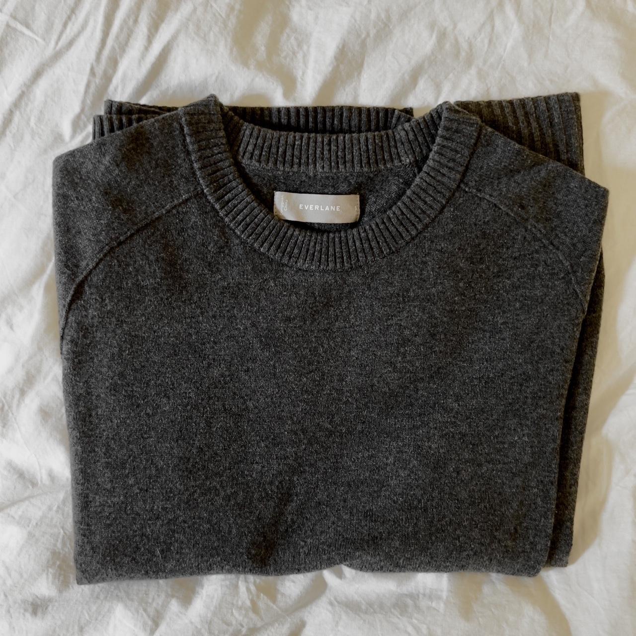 Small wool Everlane sweater, only worn a few times. - Depop