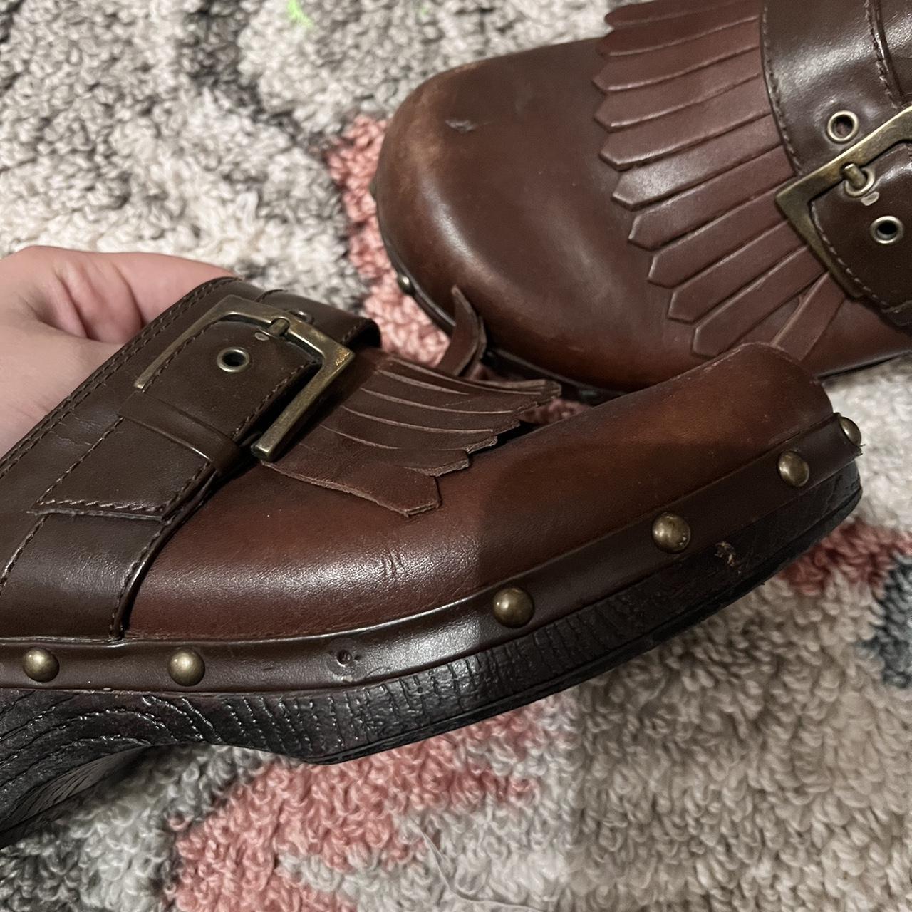 Super cute 90s/2000s chunky clogs!! Missing one of... - Depop