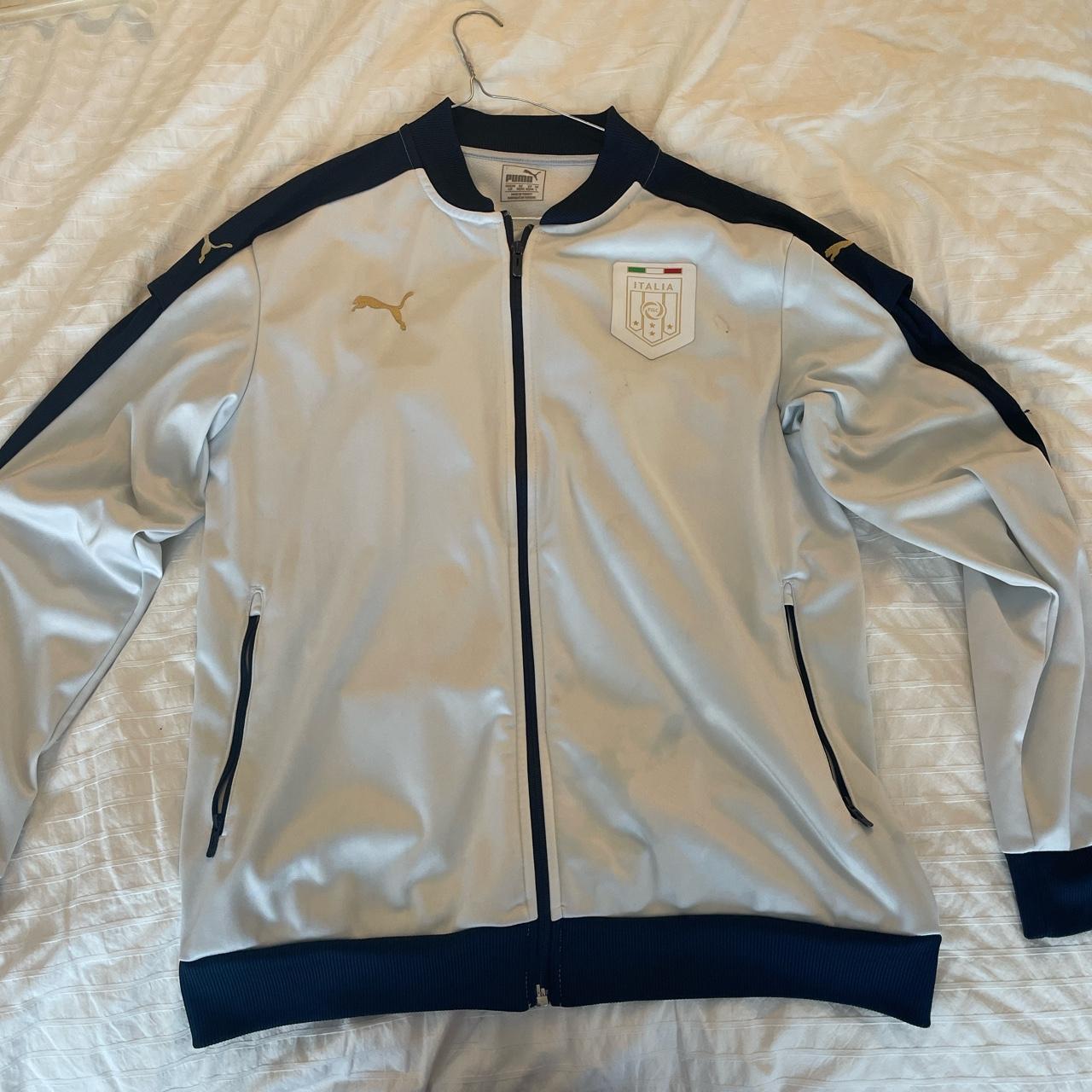 Nike men’s Italy jumper Few stains on front of... - Depop