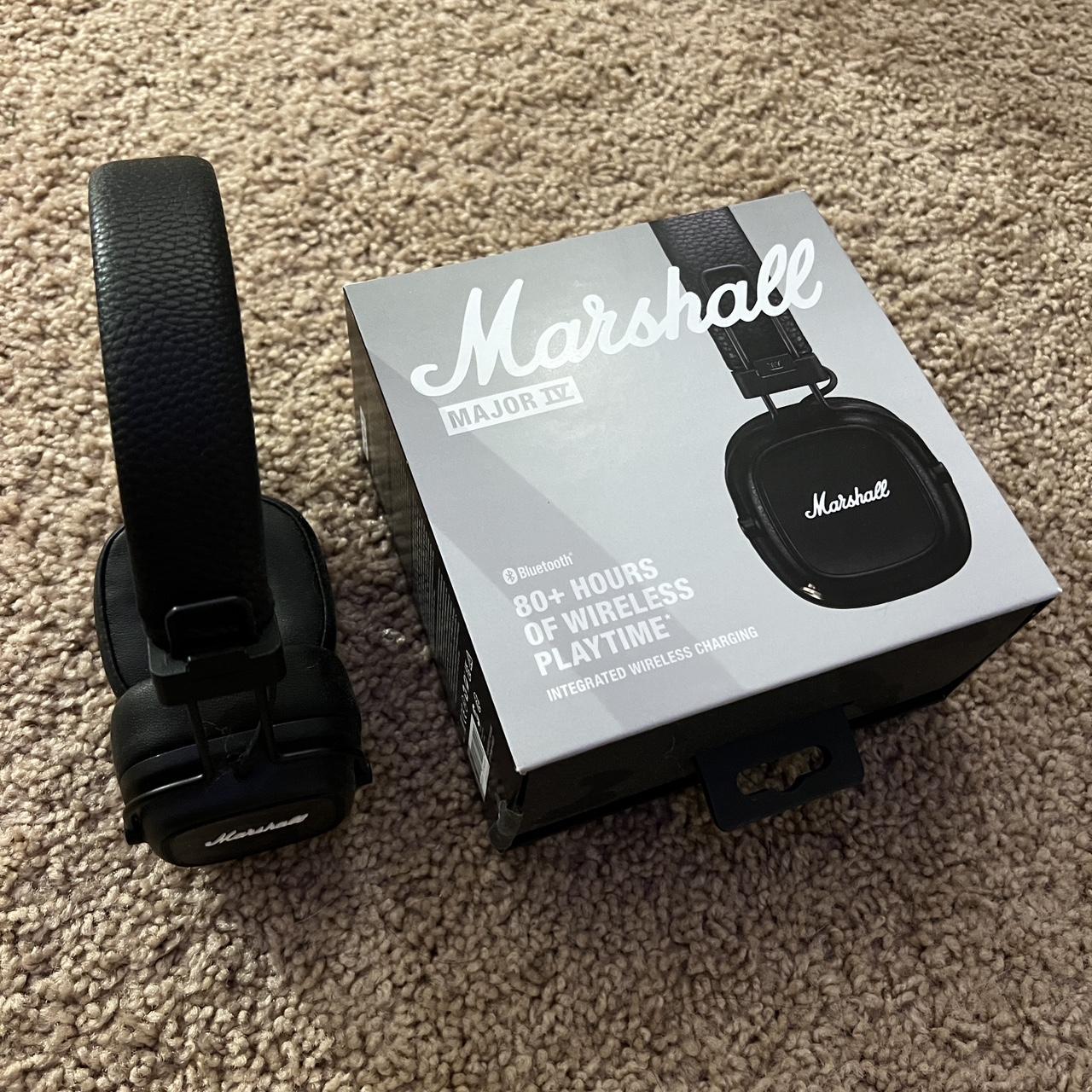 Marshall headphone Used 2 time Come w box - Depop