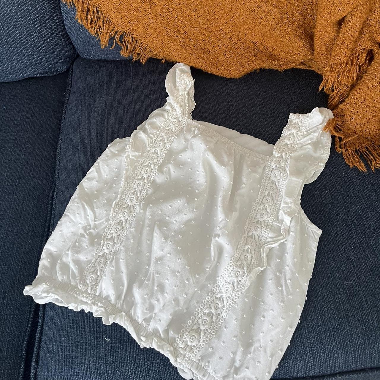 Epic Threads Women's Crop-top | Depop