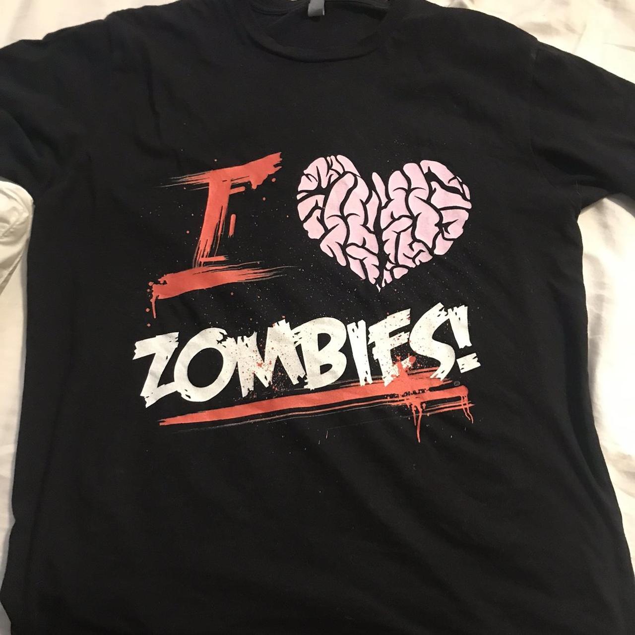 Hot Topic Men's T-shirt | Depop