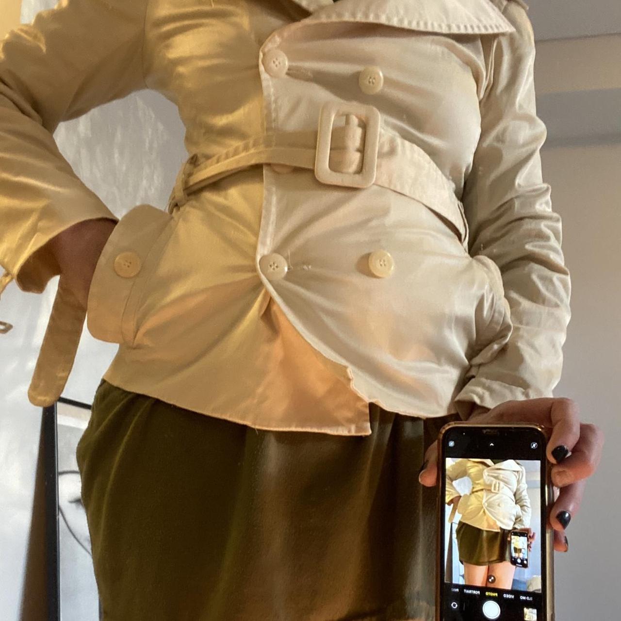 Moss and Spy jacket Has some spandex in it - Depop