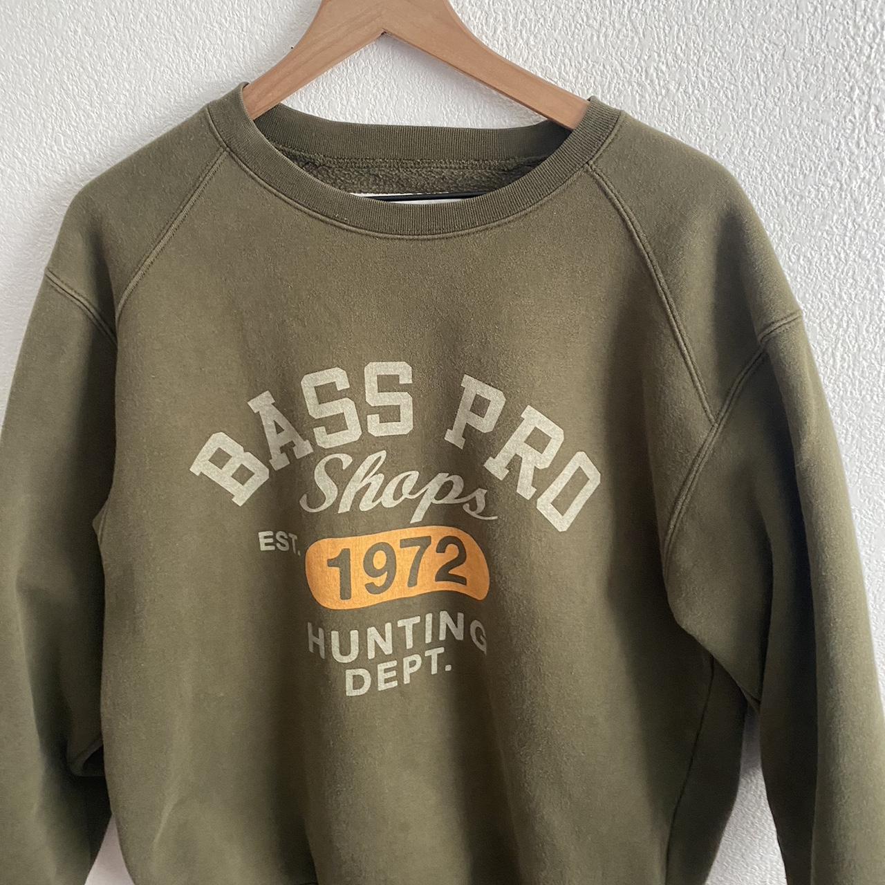 Men Green BASS PRO SHOPS Crewneck - Depop