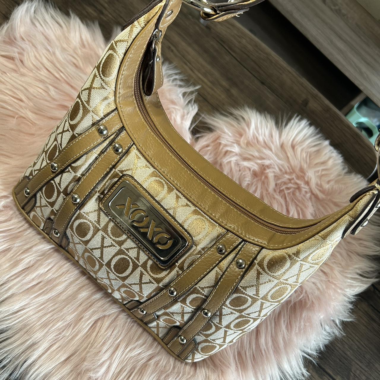 XOXO super cute vintage shoulder purse!! 🤎 Feel... - Depop
