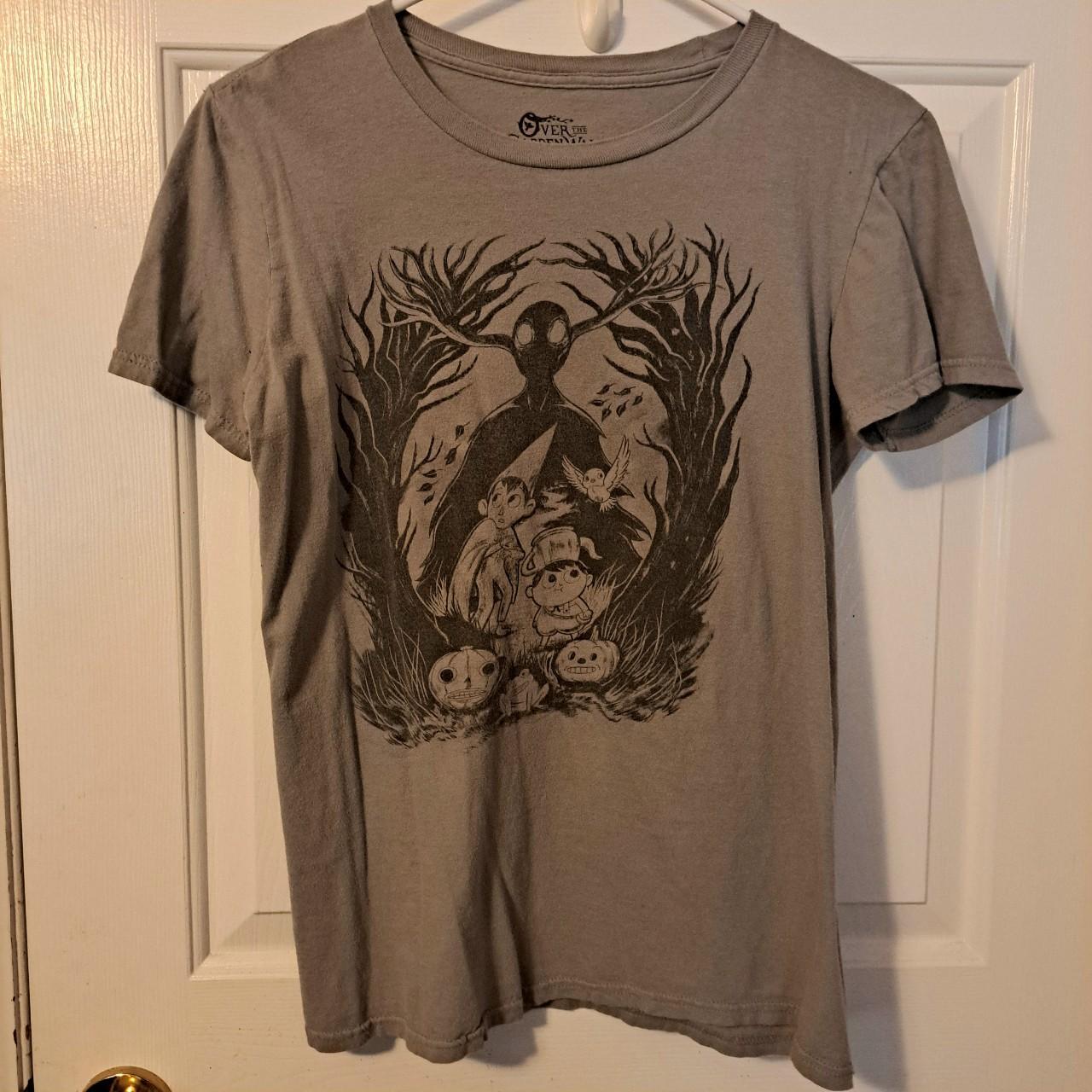 Hot Topic Women's Grey T-shirt | Depop