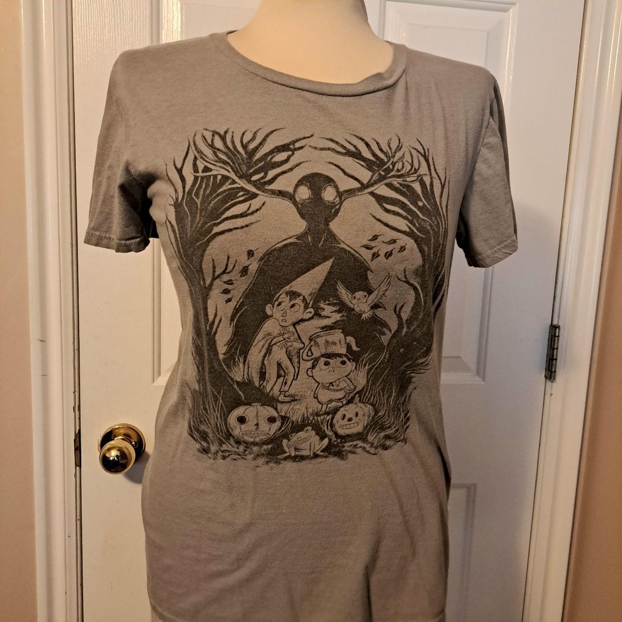 Hot Topic Women's Grey T-shirt | Depop