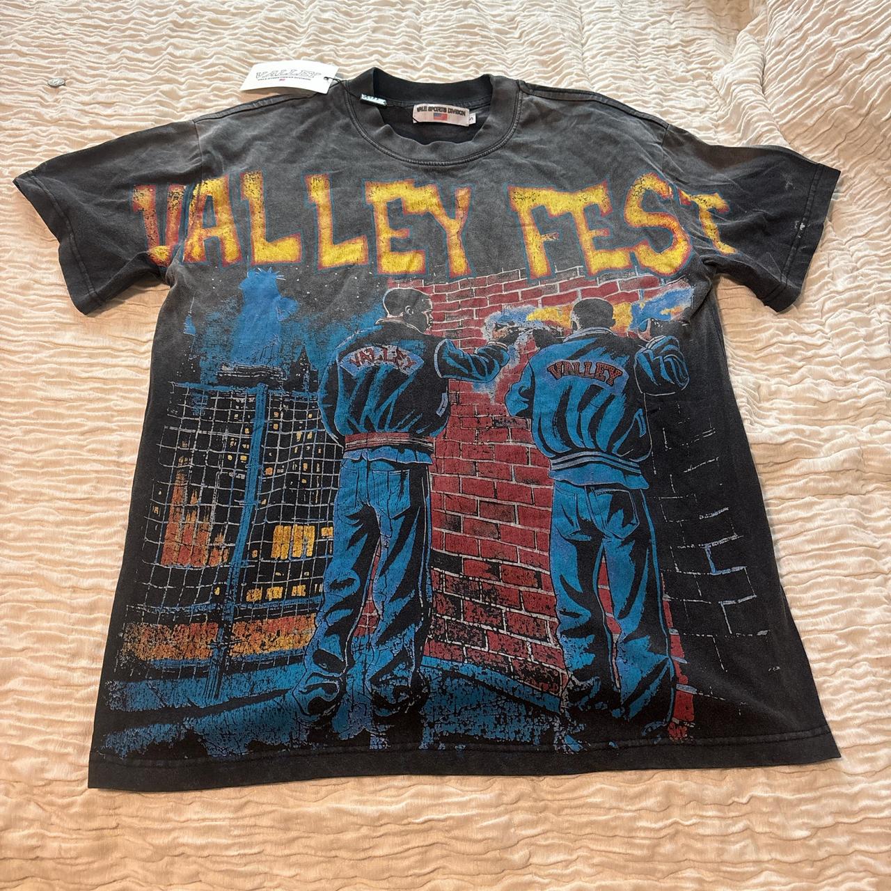 VALE FOREVER GRAFFITI BIG TEE BLACK | Depop