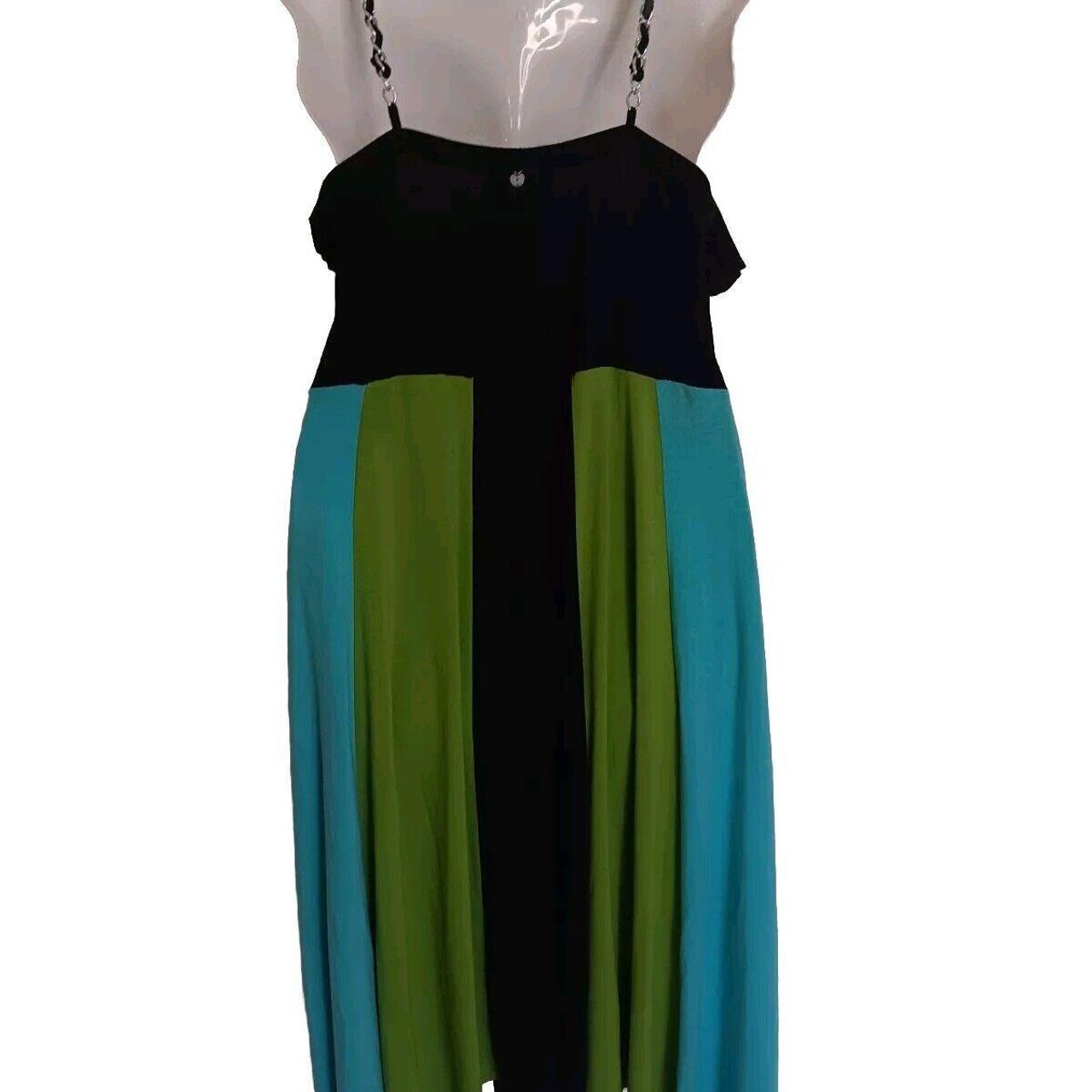 This beautiful Apple Bottom dress is perfect for any... - Depop