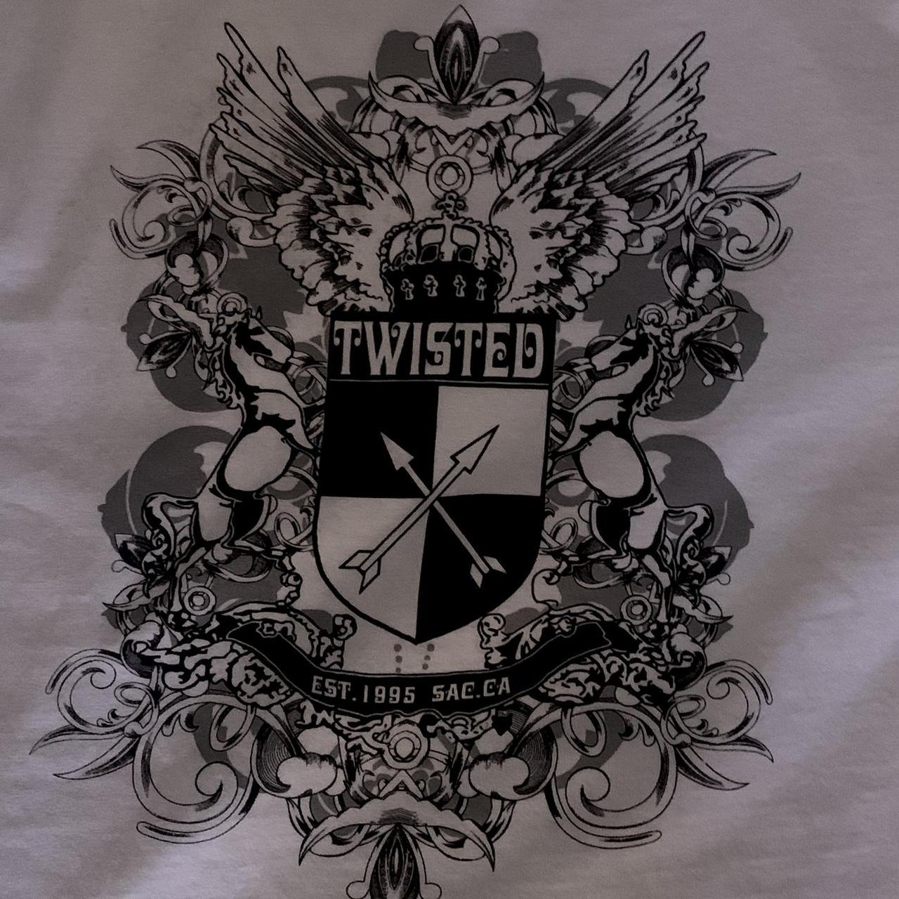 Size L Shaka wear Twisted tee thrifted grunge y2k... - Depop