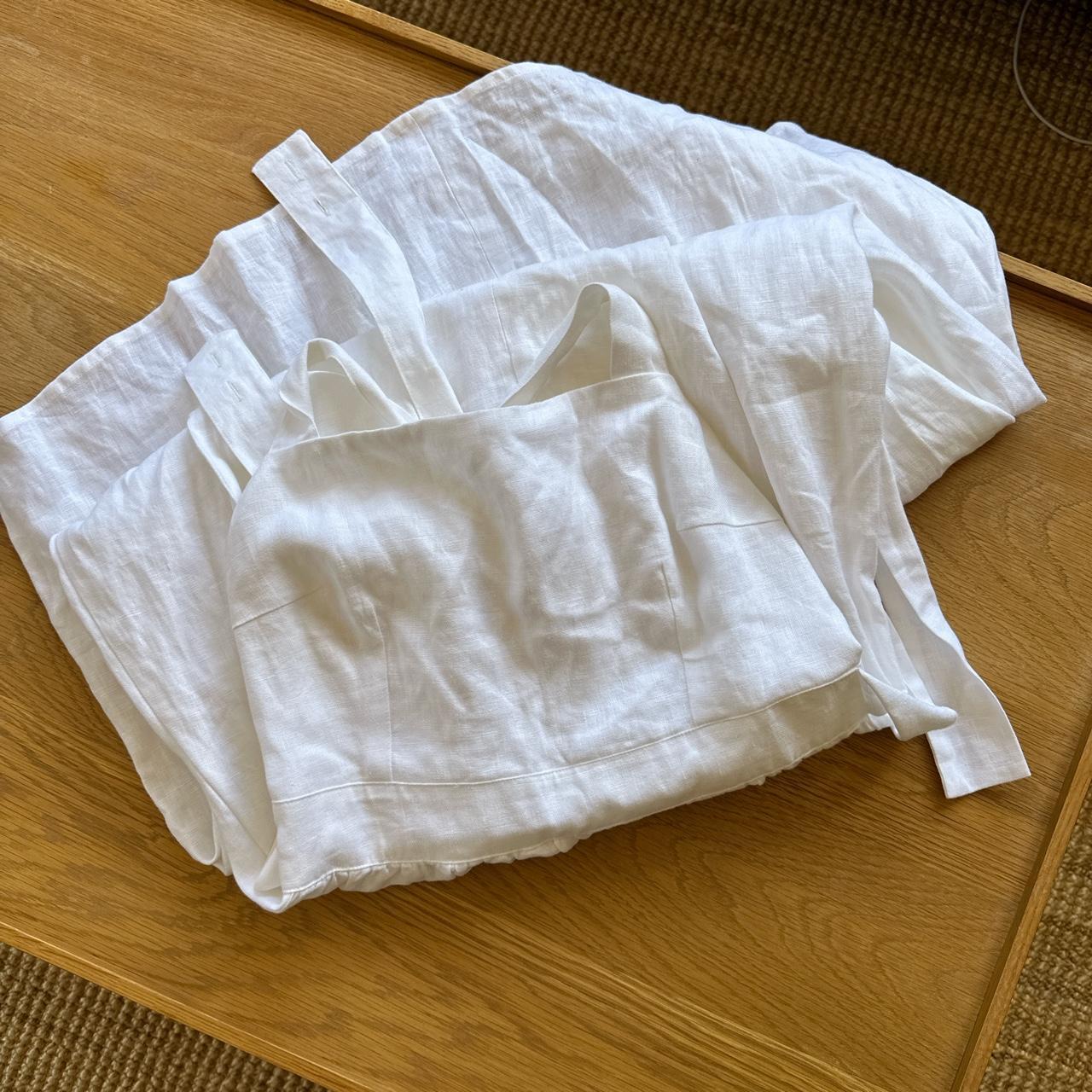 Reformation white linen dress. Never worn. Not quite... - Depop