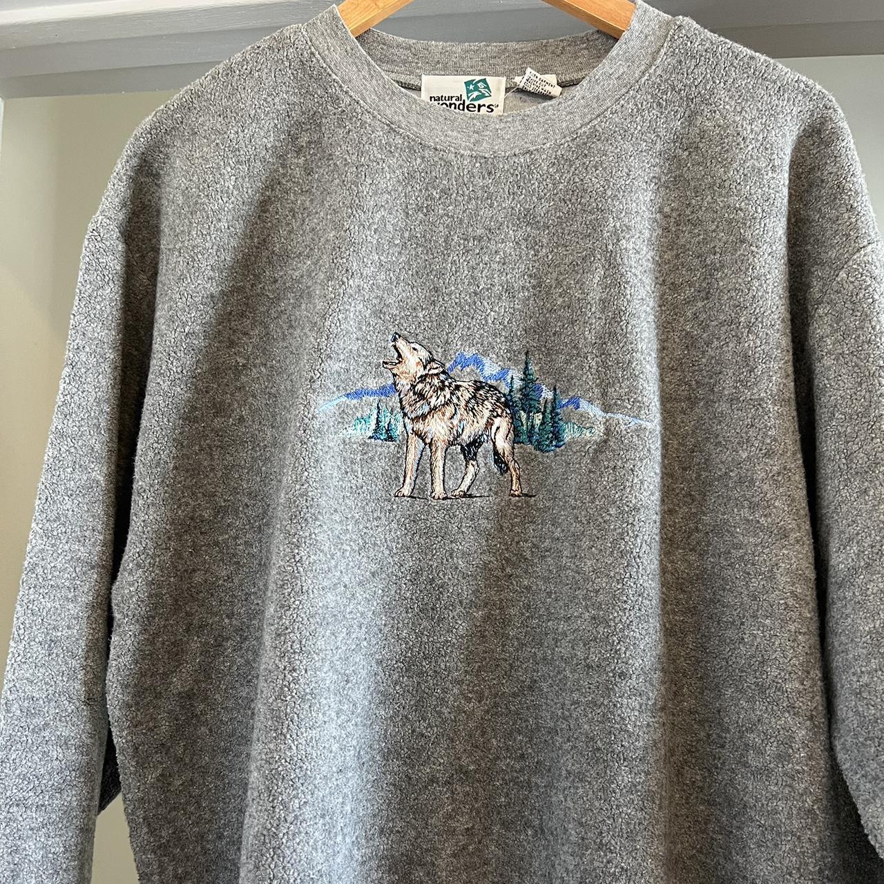 Natural wonders wolves fleece hoodie size L Cozy !... - Depop