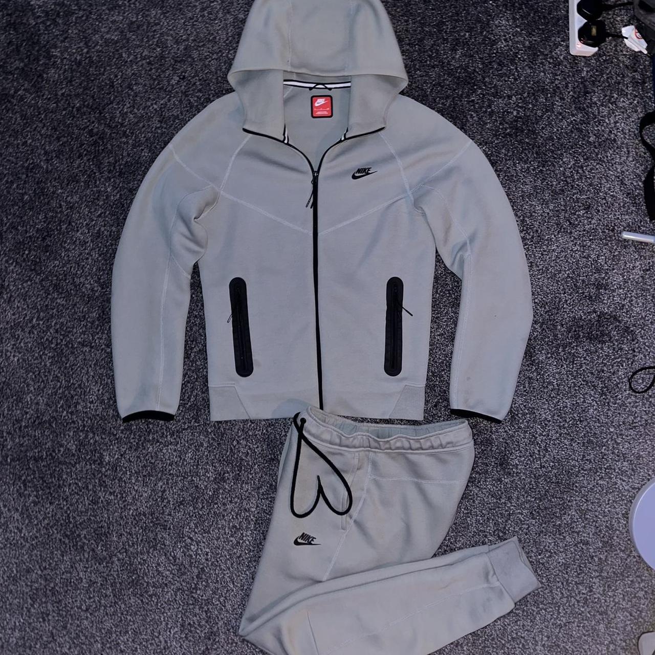 Nike tech fleece Tracksuit Size : S - Depop