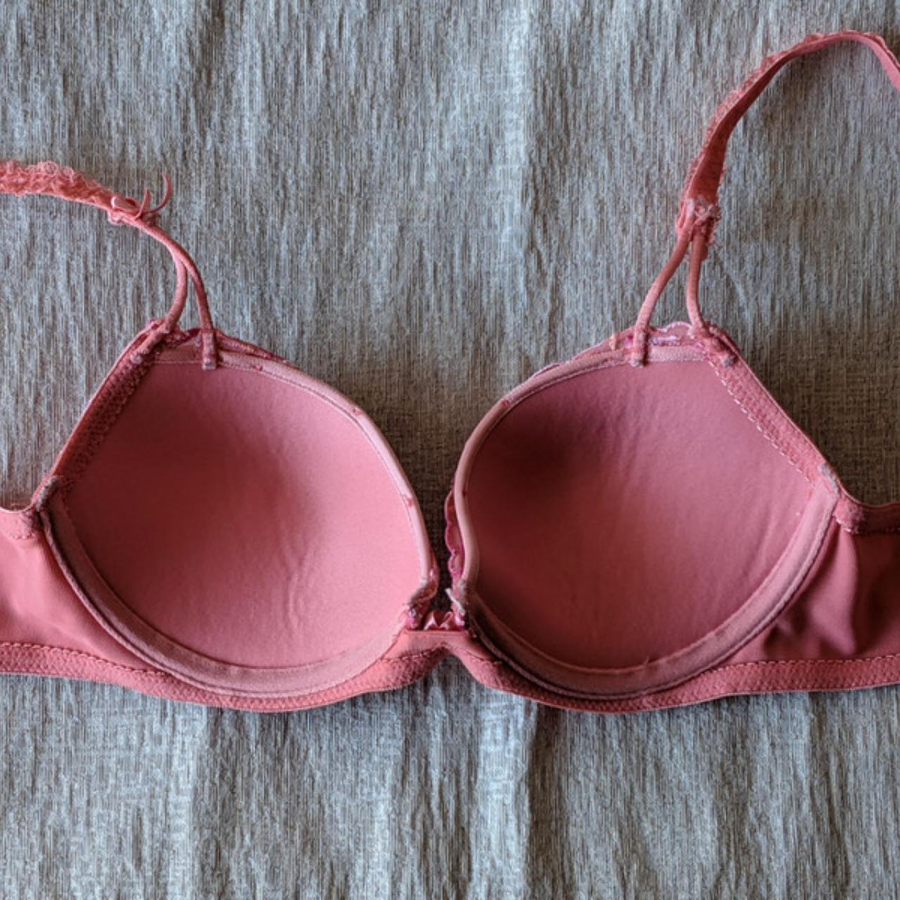 New Look T-Shirt Bra 32B Embroidered Bow Peach Pink... - Depop