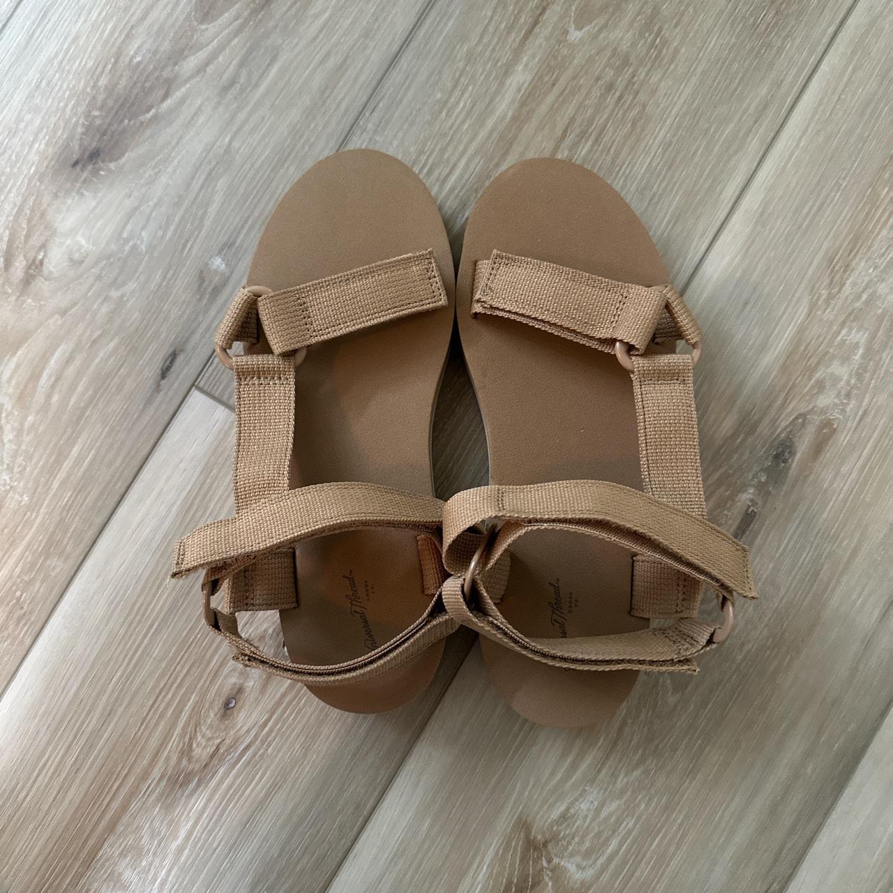 Like new universal thread sandals. - Depop
