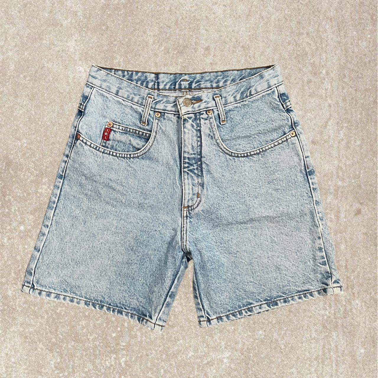 Vintage Lei Shorts Labeled small, best fits 26/27,... - Depop