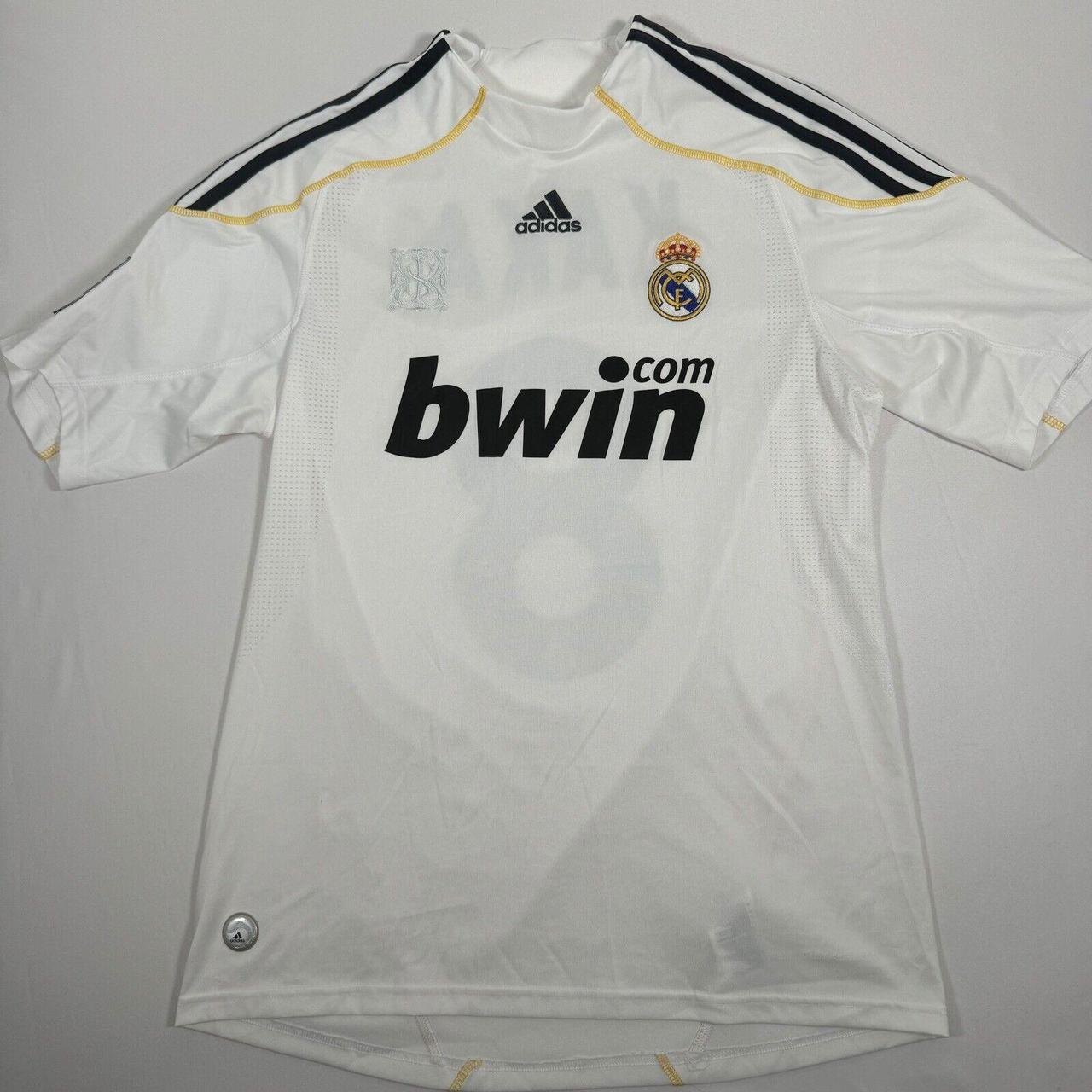 KAKA 8 Real Madrid 2009/2010 Home Football Shirt... | Depop