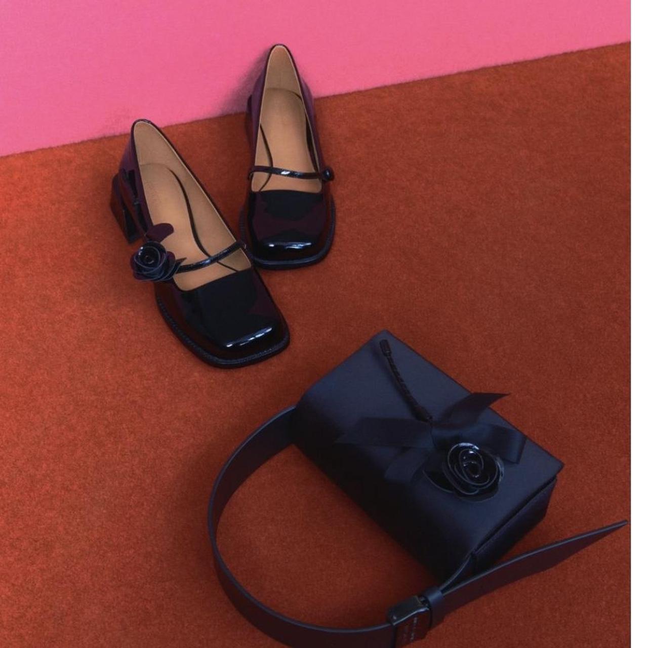 Shushu/Tong Women's Ballet-shoes | Depop