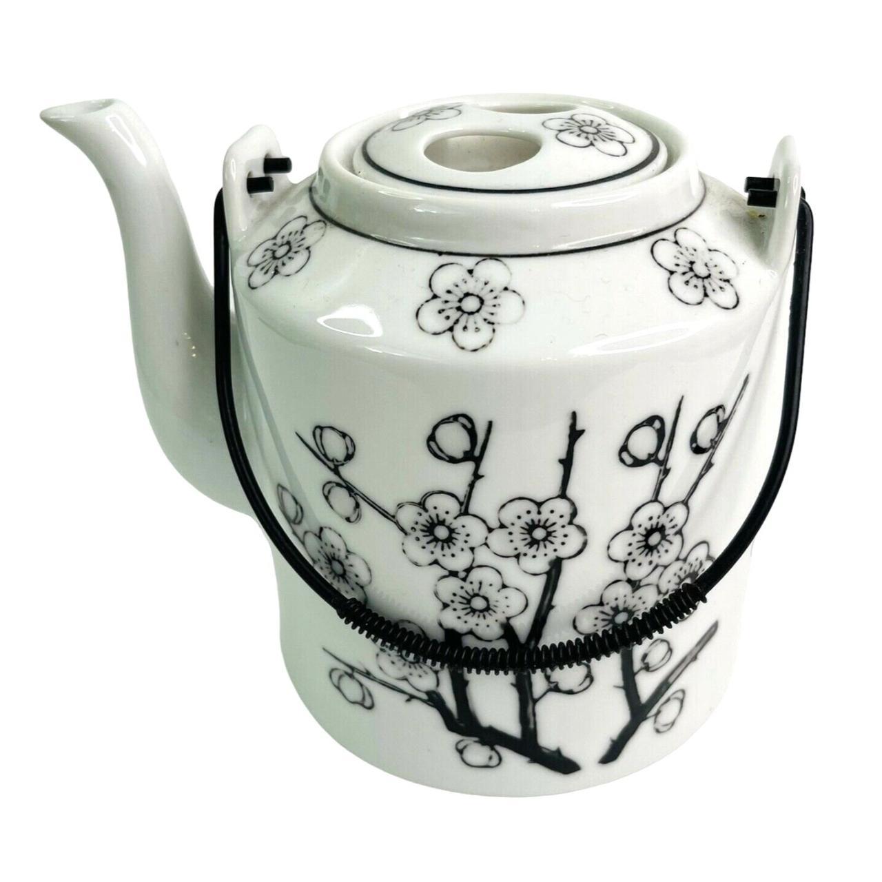 Torre & Tagus Collections Oriental Design Porcelain... | Depop