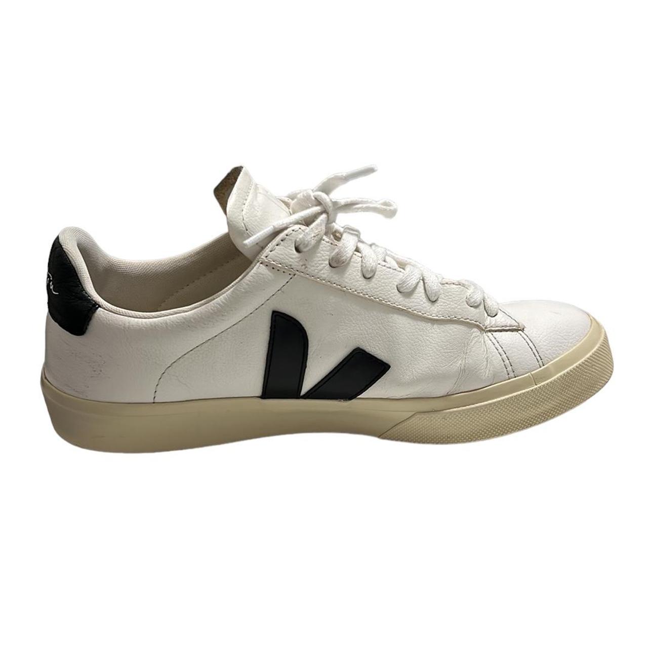 Veja Men's White and Black Trainers | Depop