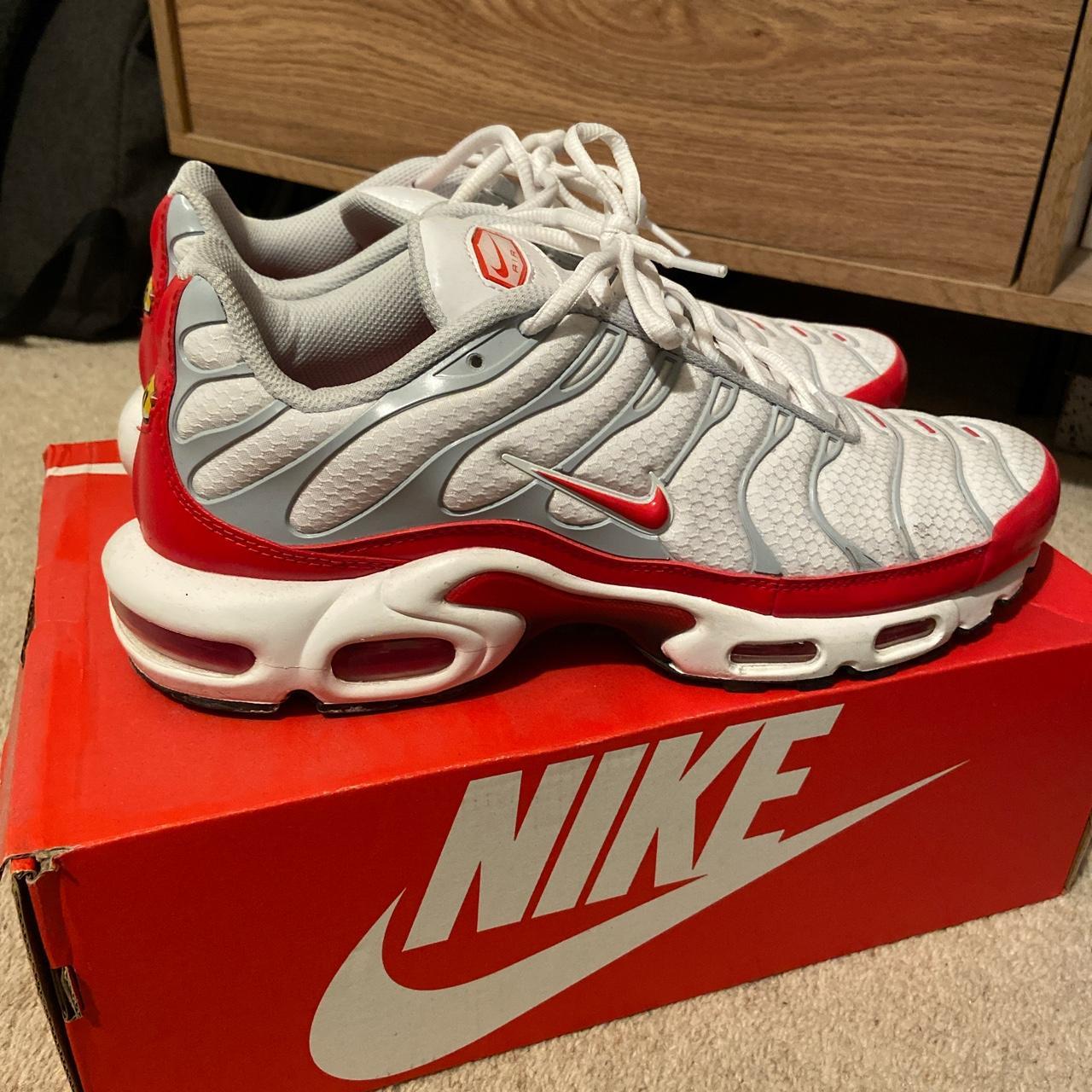 Red and White Nike TN’s Basically brand new Comes... - Depop