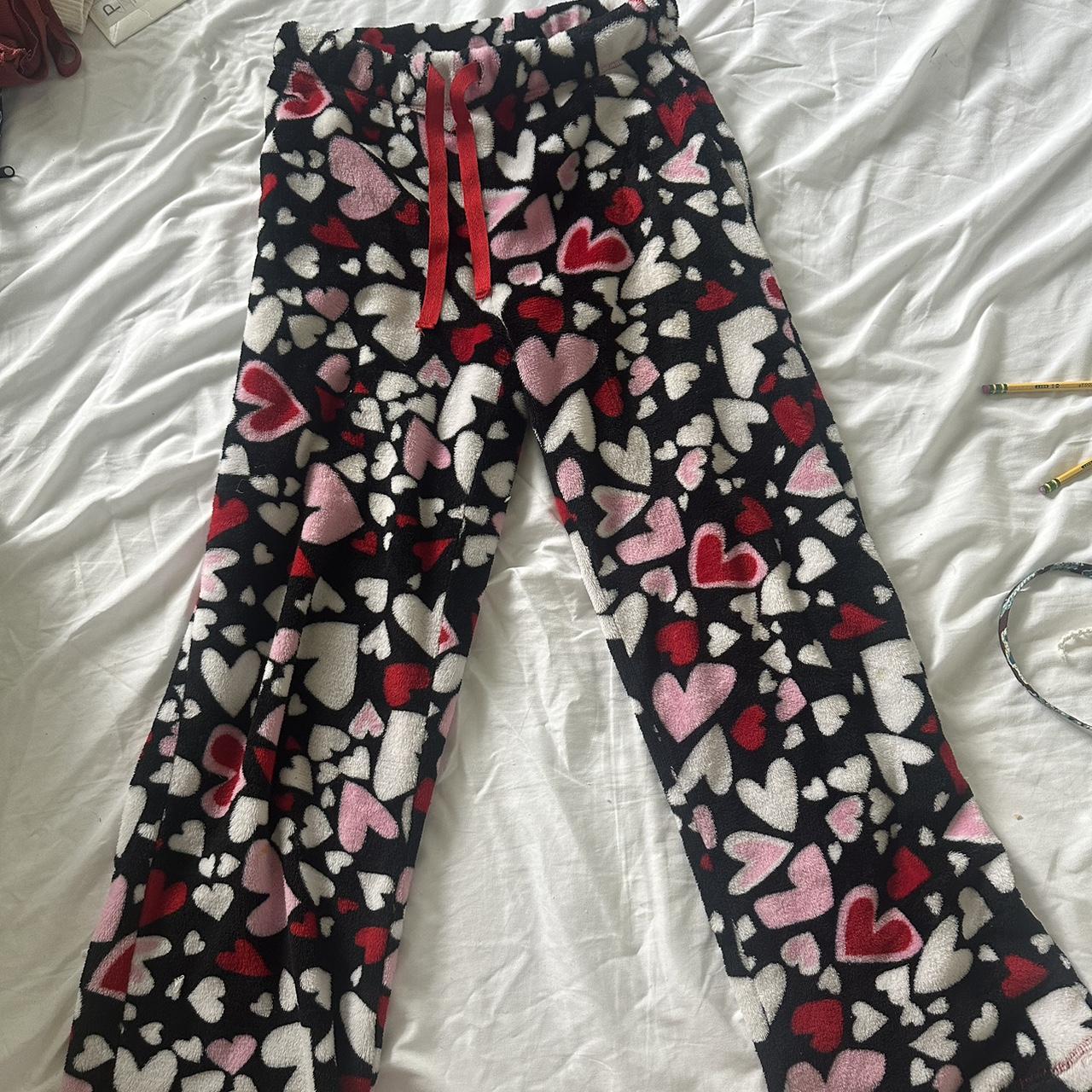 heart pj pants softest material ever size small - Depop