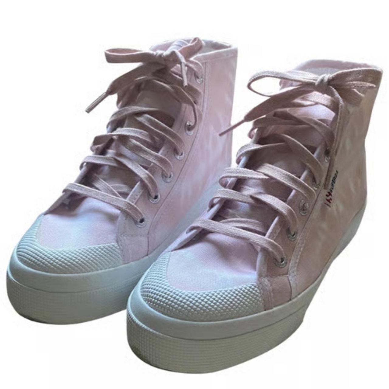 Superga Women's Pink and White Trainers | Depop