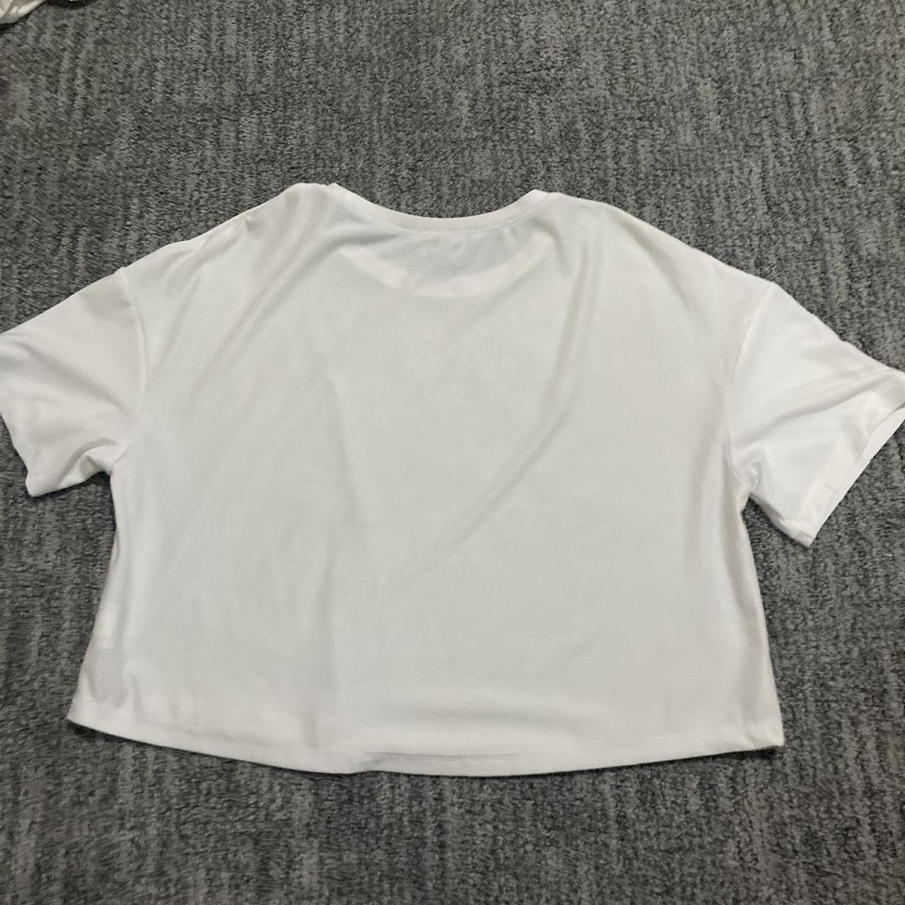 boxy white workout crop top this top goes great... - Depop