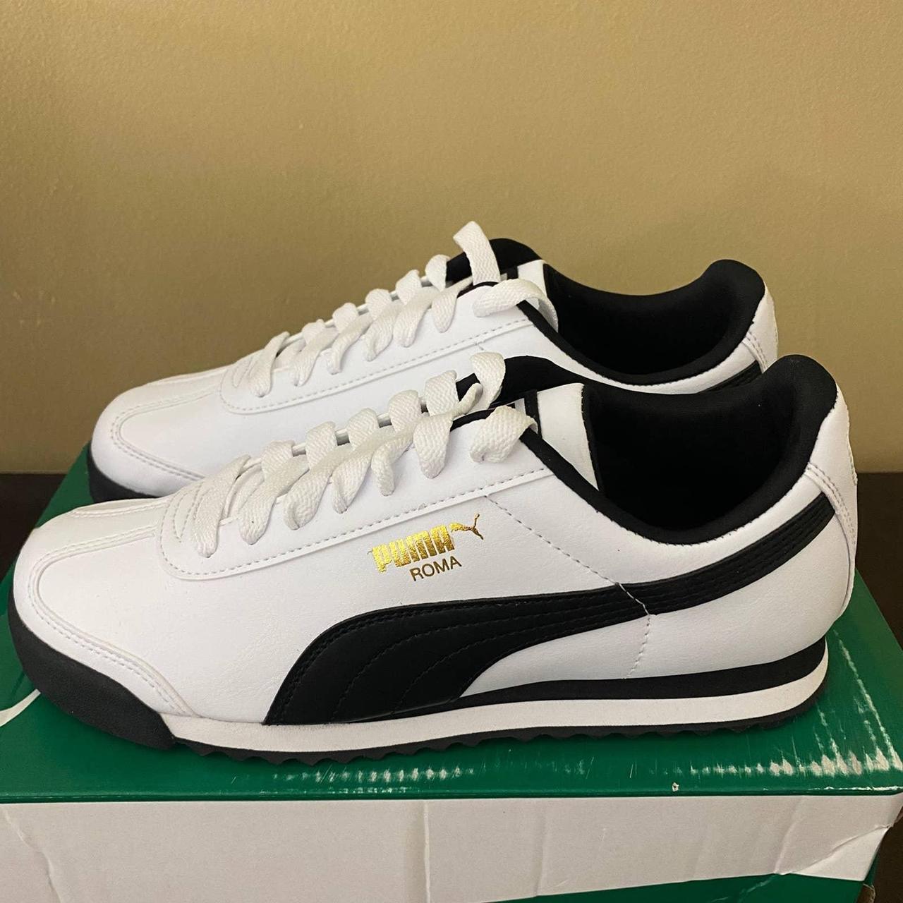 Puma Men's White and Black Trainers | Depop