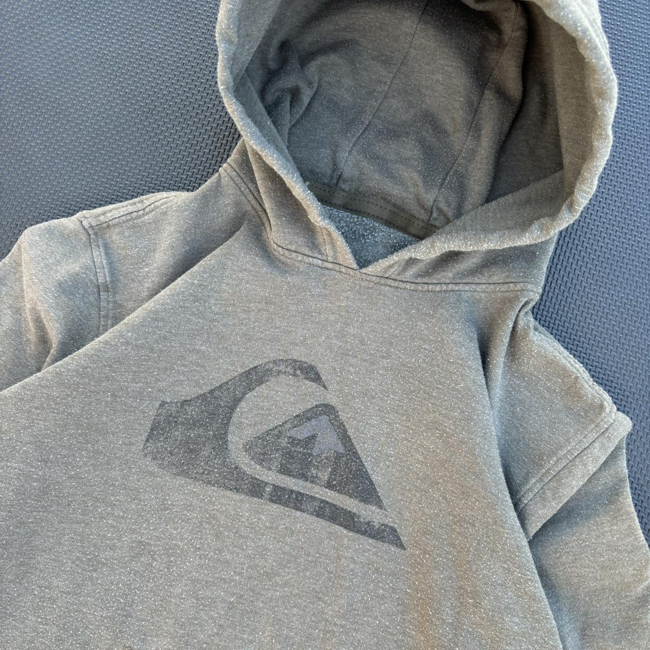 Y2K quicksilver hoodie no tags / fits size L: 22.5”... - Depop