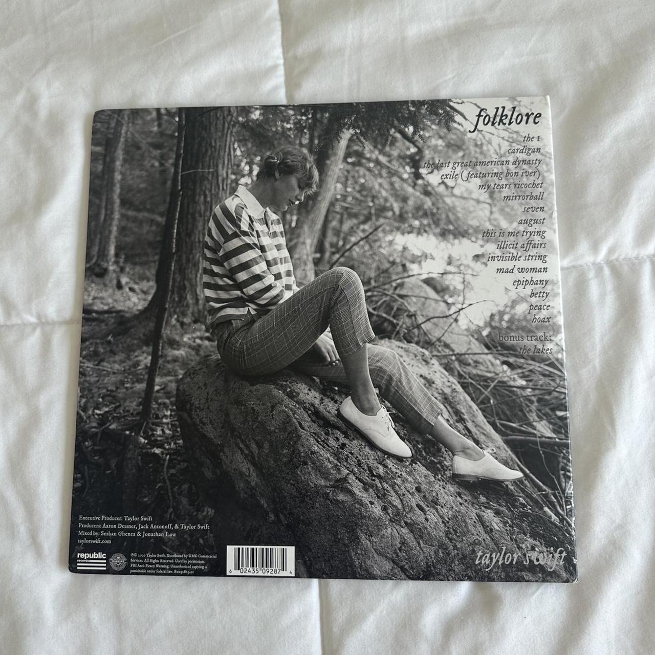 Taylor swift target folklore vinyl • flaws pictured... - Depop