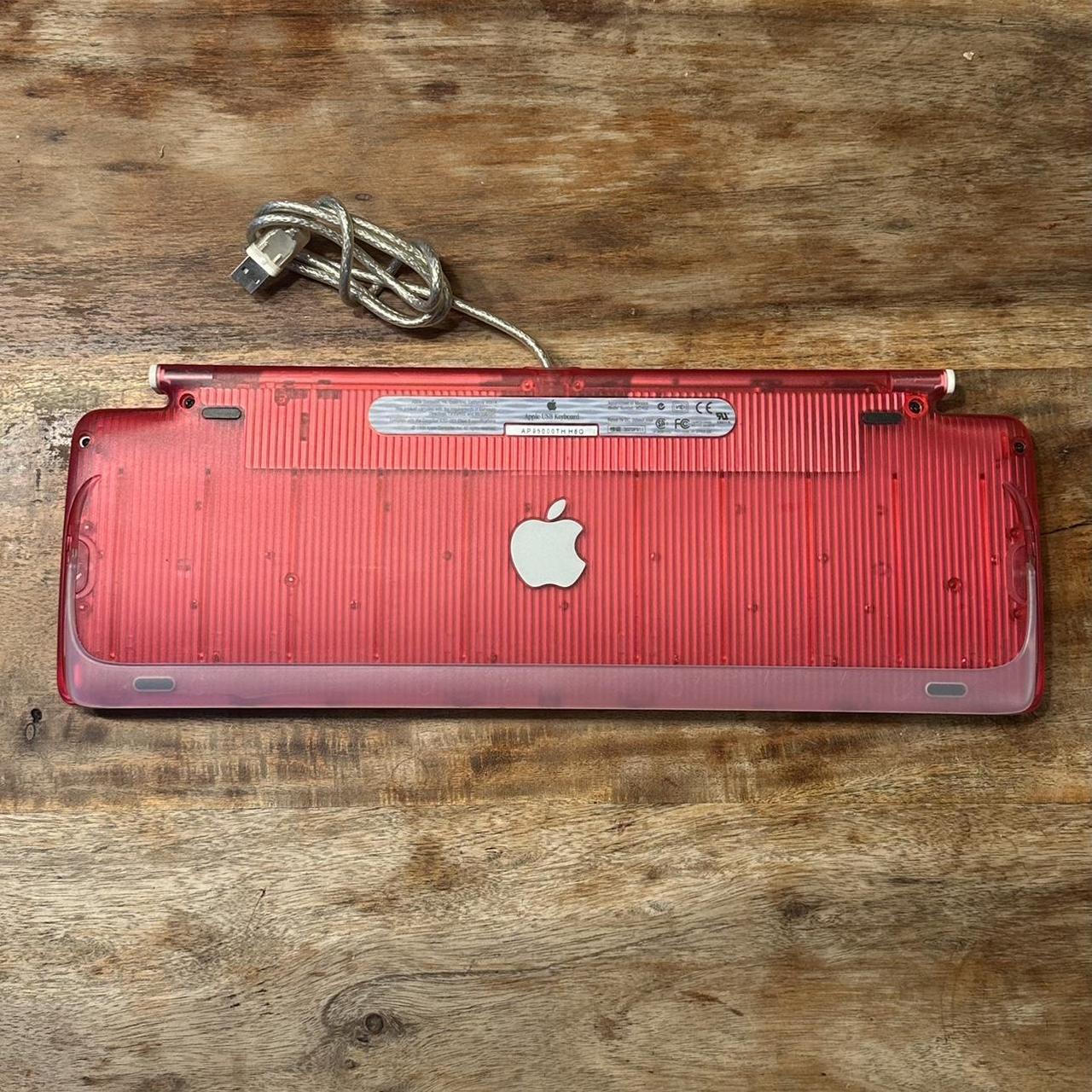 Og apple keyboard - Depop