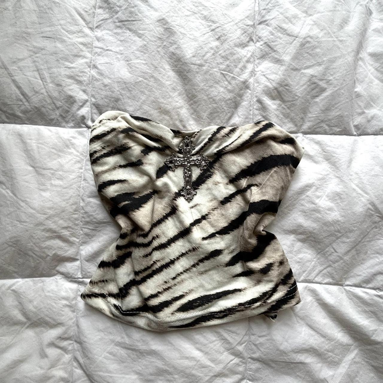 Y2k handmade cropped zebra print tube top -silver... - Depop