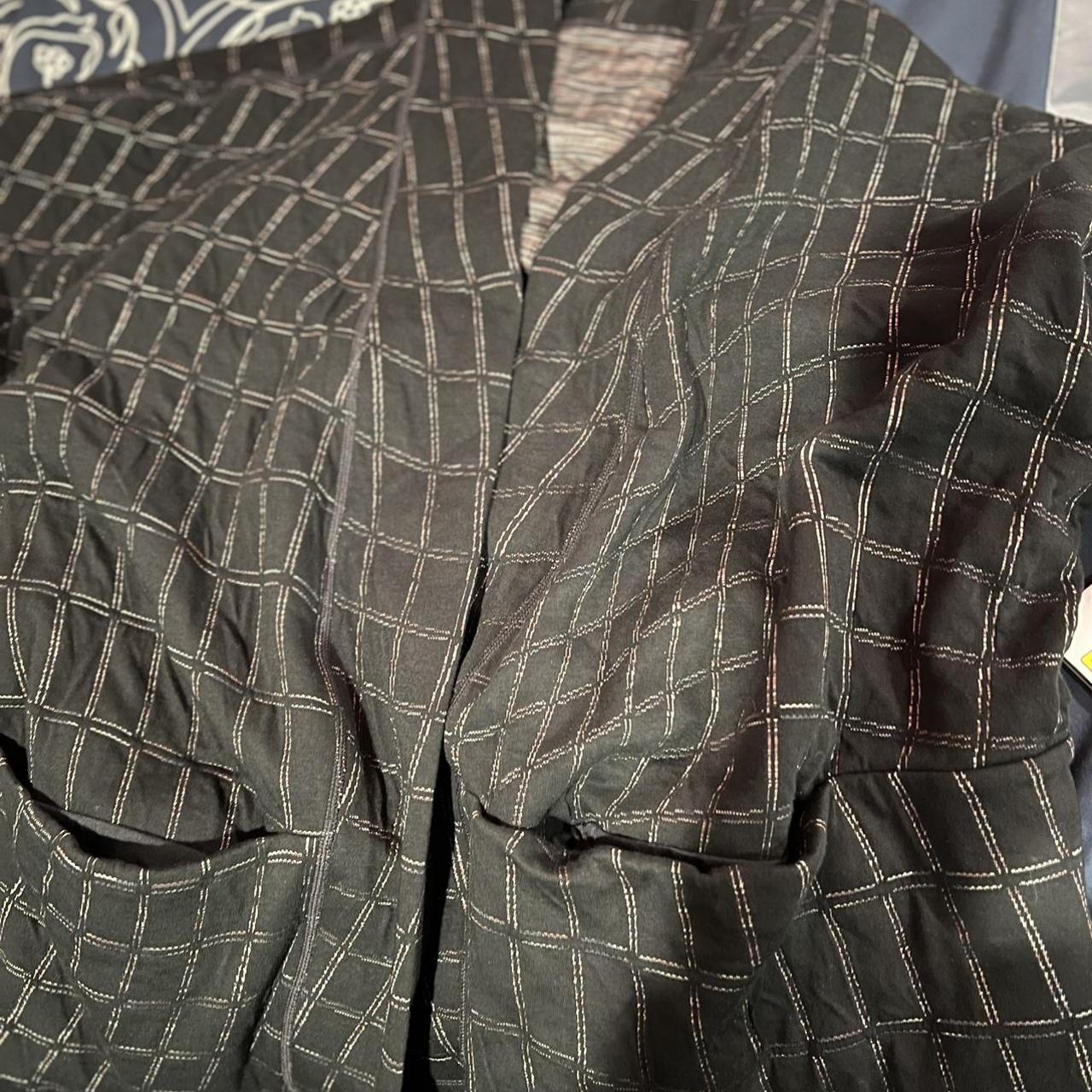 Women’s Nike Bath Robe size small👘 Brand new never... - Depop