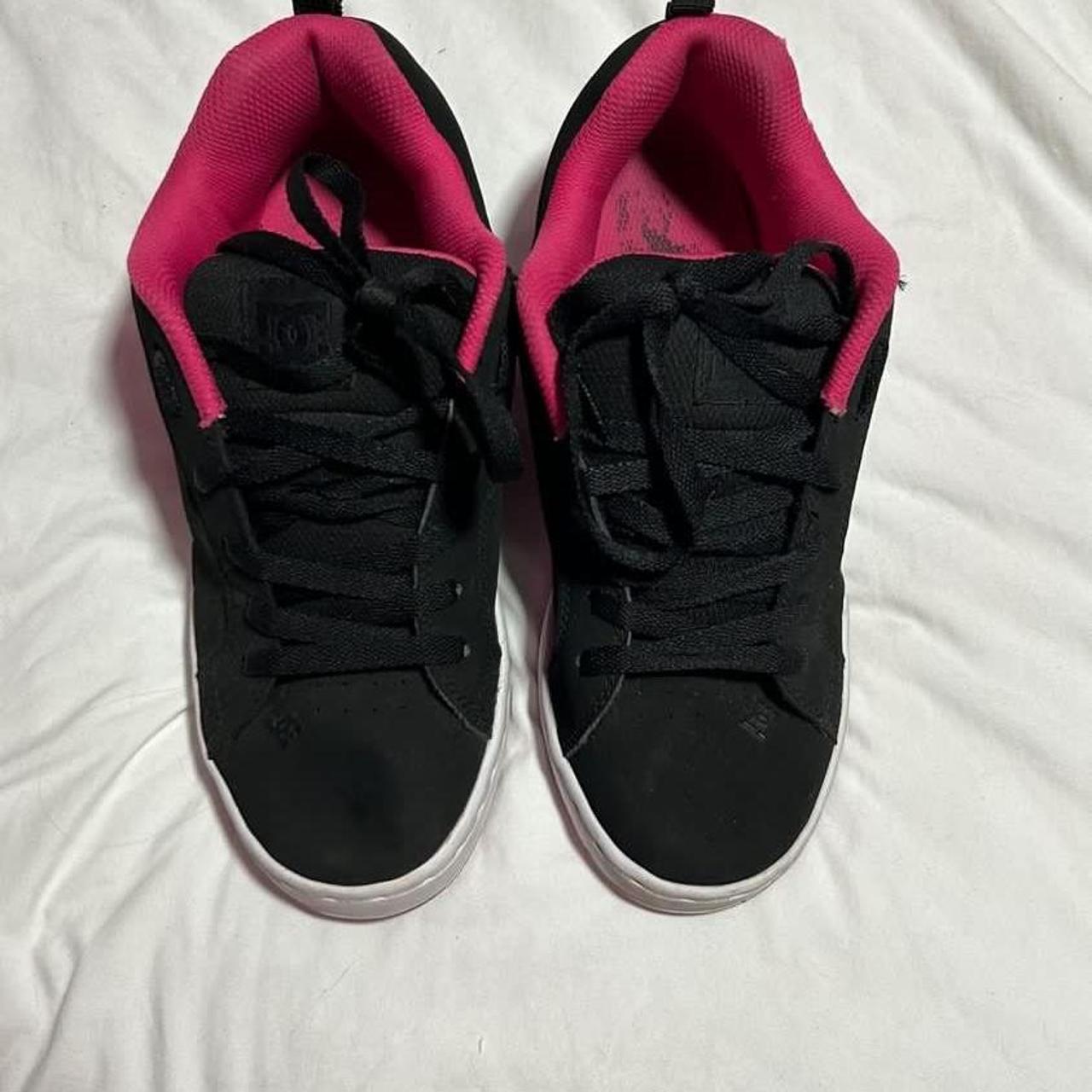 DC Shoes Women's Pink and Black Trainers | Depop
