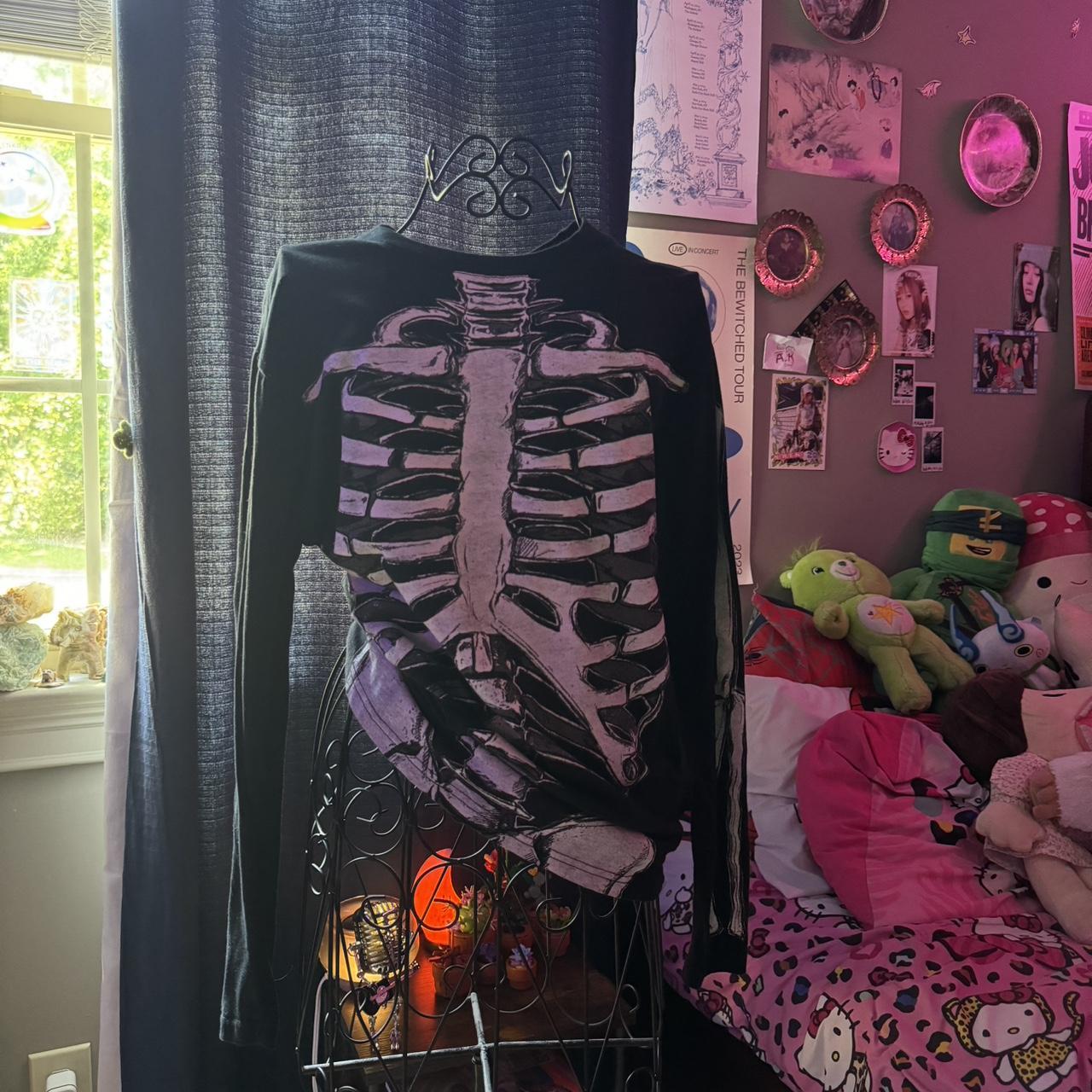 Spirit Halloween skeleton shirt 🌚 - Depop