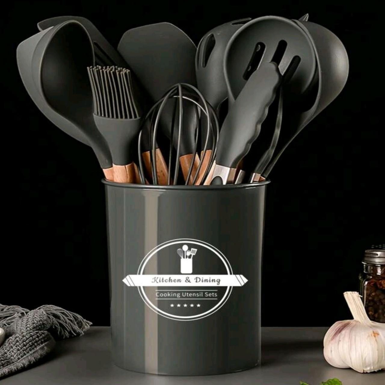 12 pc set use for kitchen - Depop