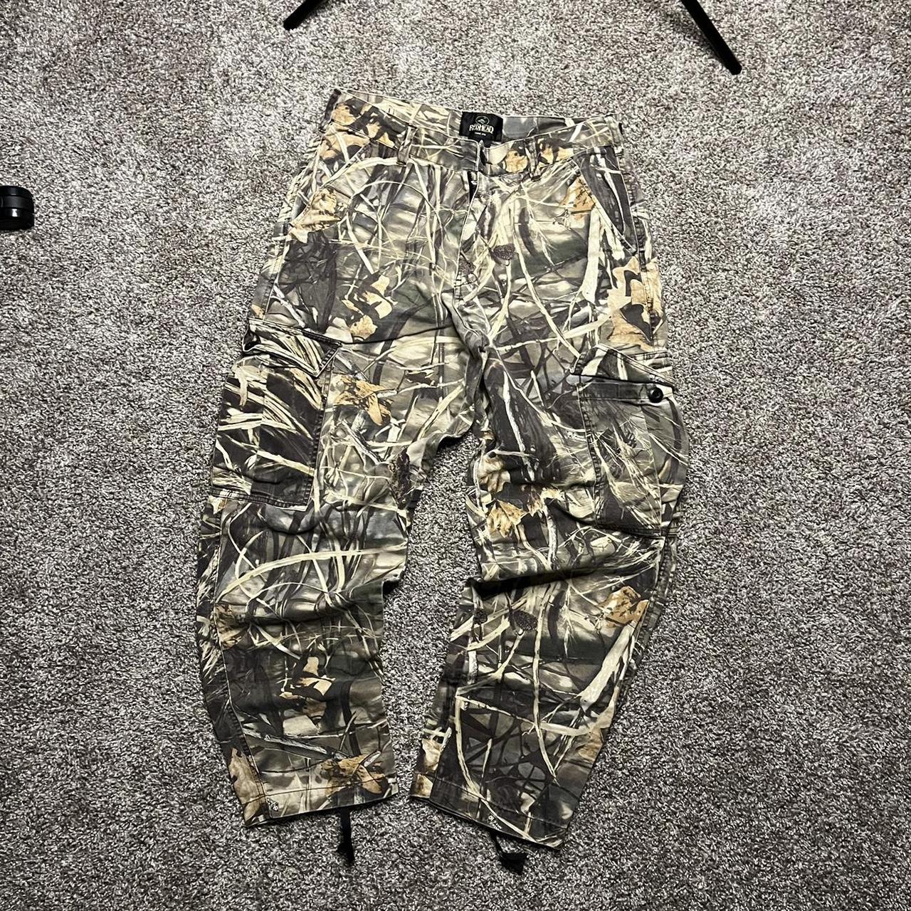 vintage realtree camo baggy cargo pants size medium... - Depop