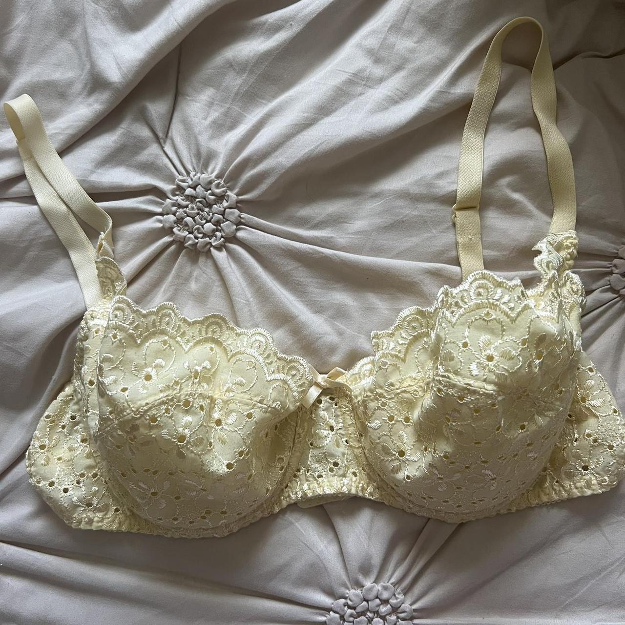 one of the prettiest bras i’ve came across... - Depop