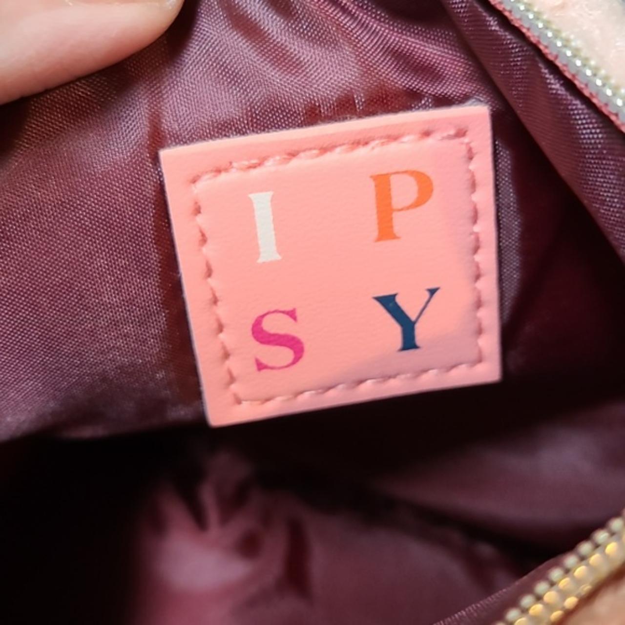 IPSY pink Sherpa maroon makeup bag Pink Sherpa Ipsy... - Depop