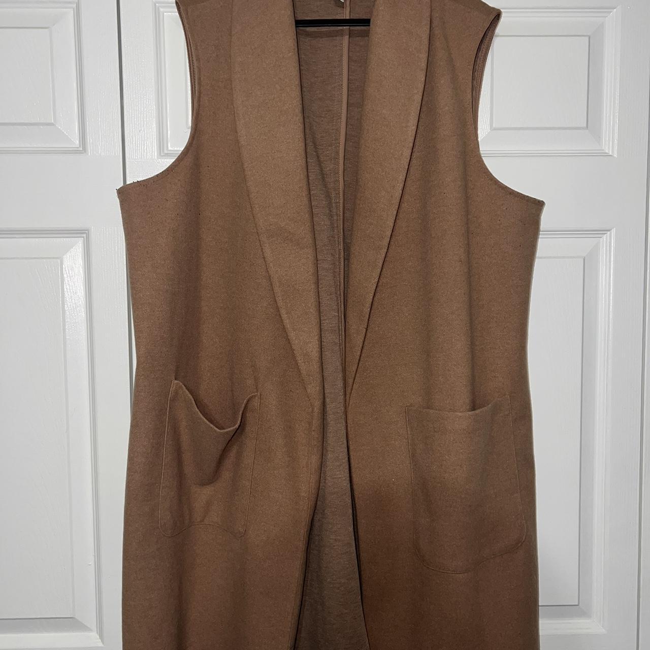 Tan long vest - Depop
