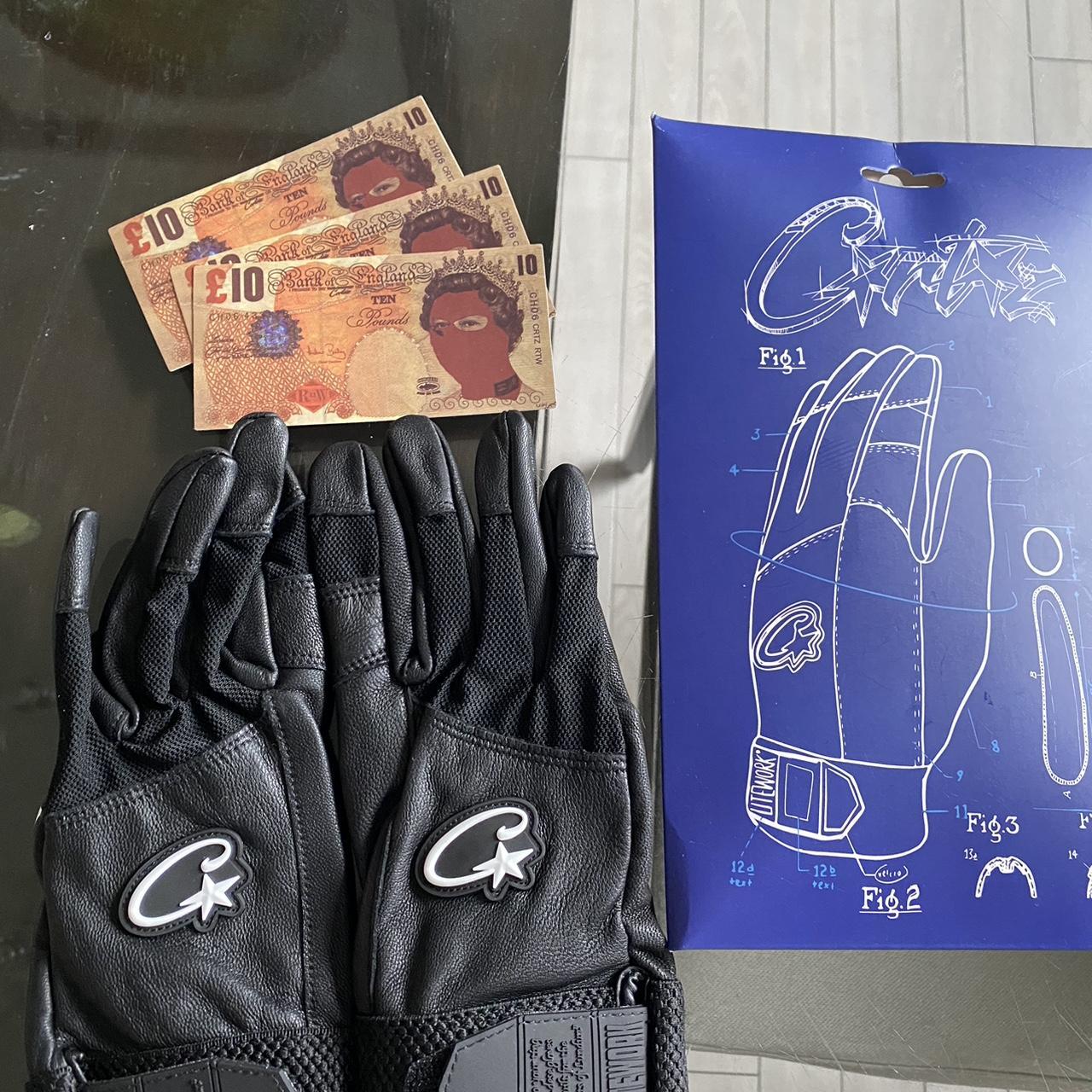 Black corteiz gloves brand new comes with all... - Depop